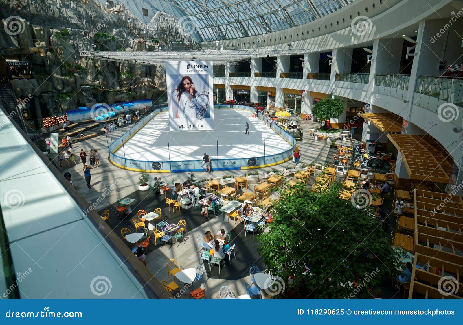 People In A Building Picture. Image: 118290625