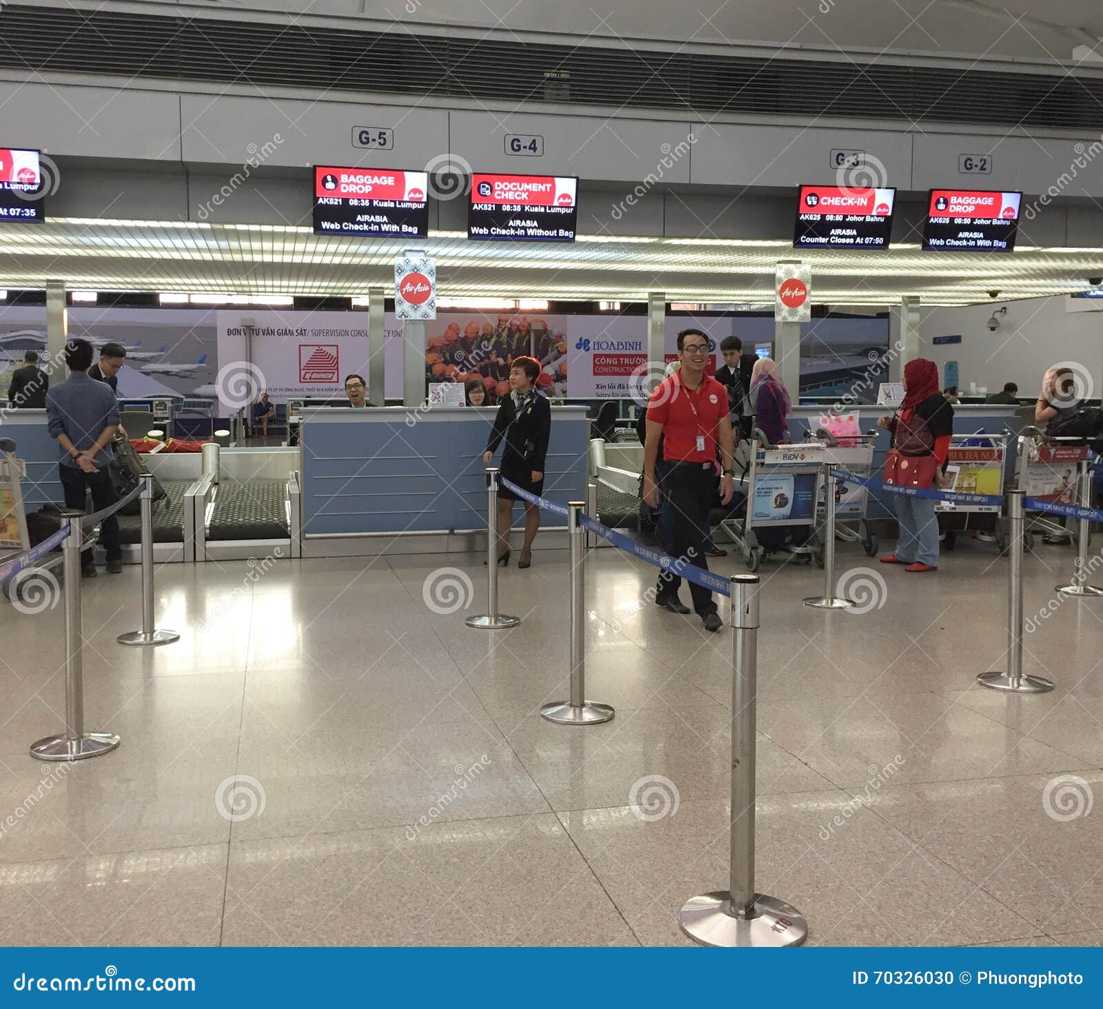 People Check-in at the Airport in Da Nang, Vietnam Editorial Image ...