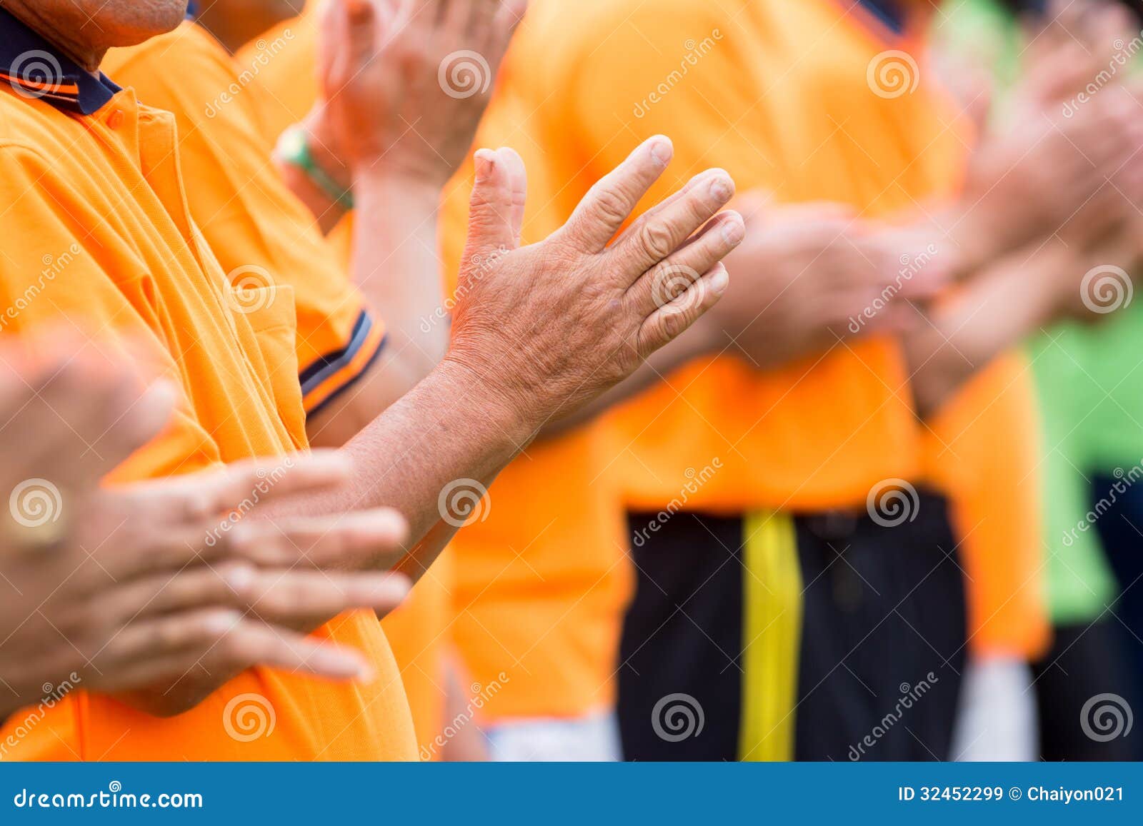 People clapping stock image. Image of beauty, adults - 32452299