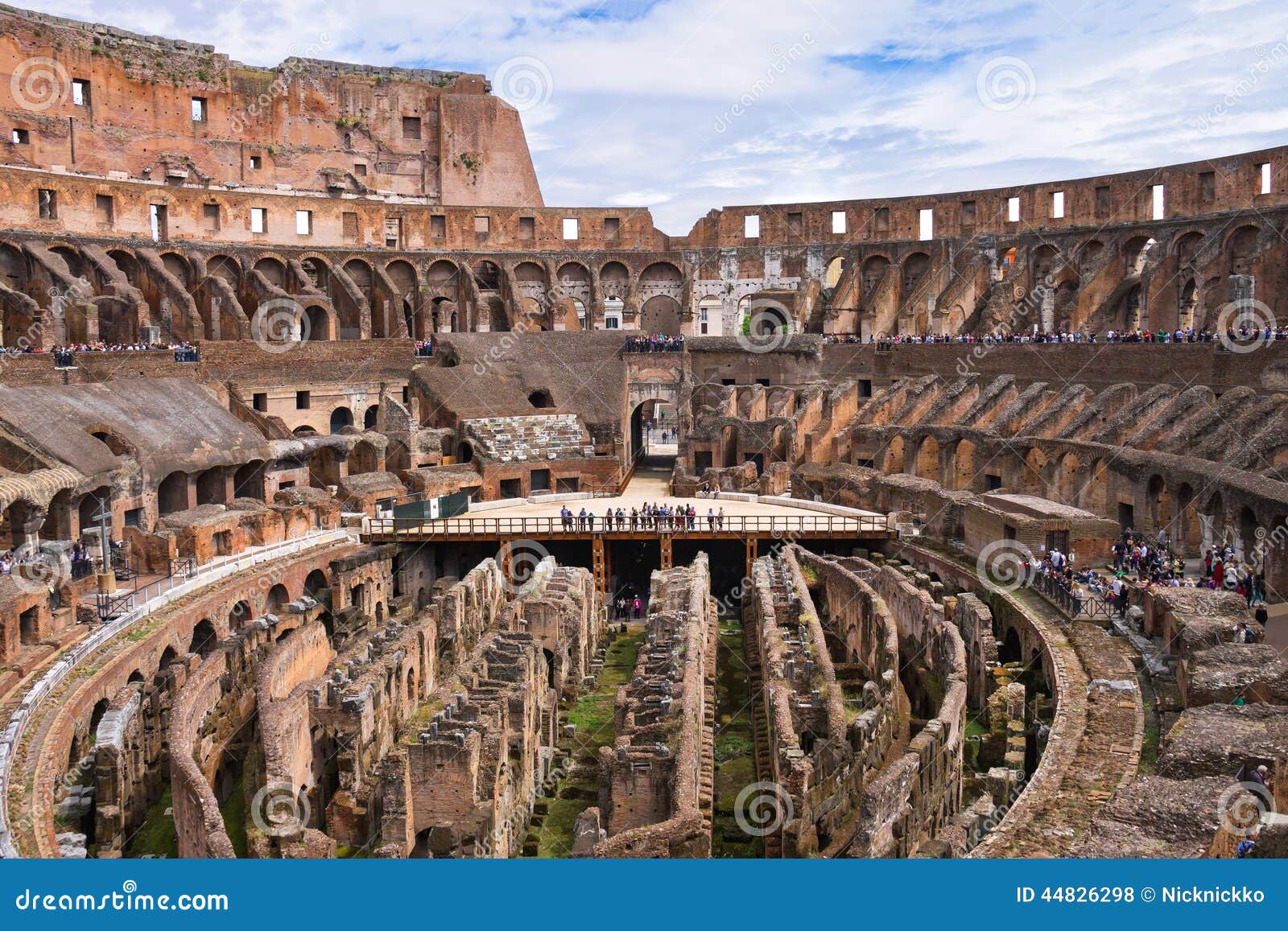 People in the Colosseum in Rome, Italy Editorial Stock Photo - Image of ...
