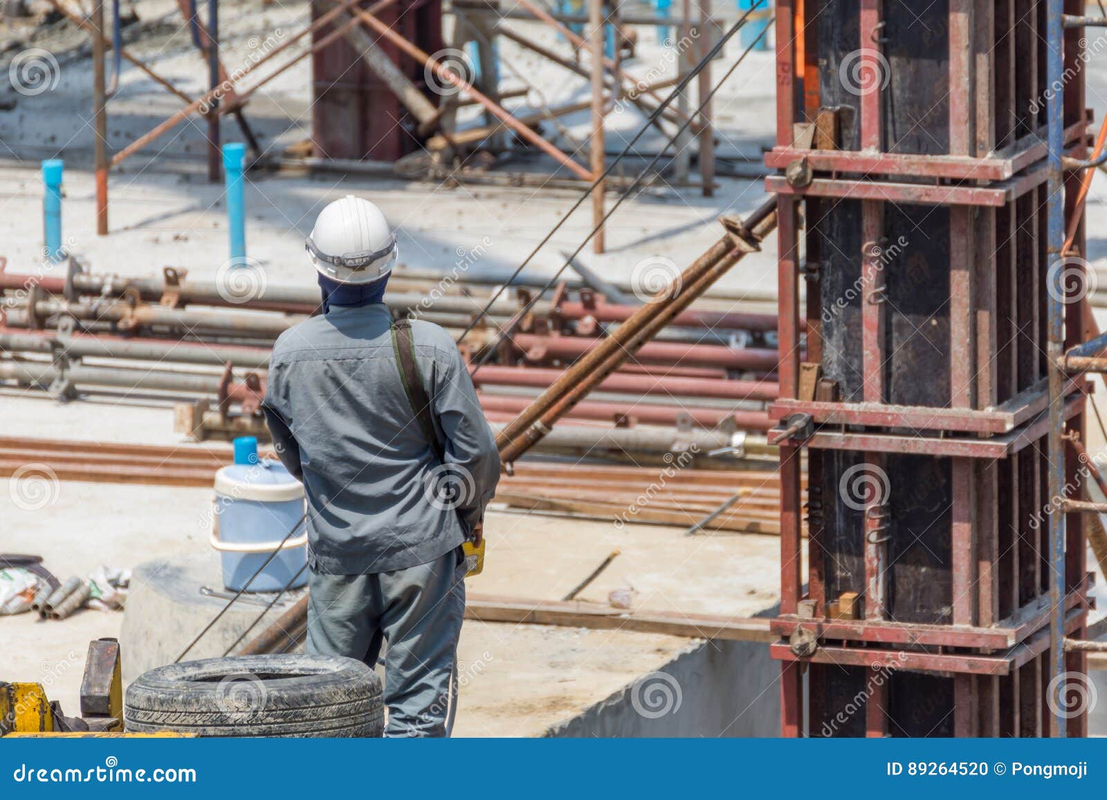 People Construction Worker at Construction Site Editorial Image - Image ...