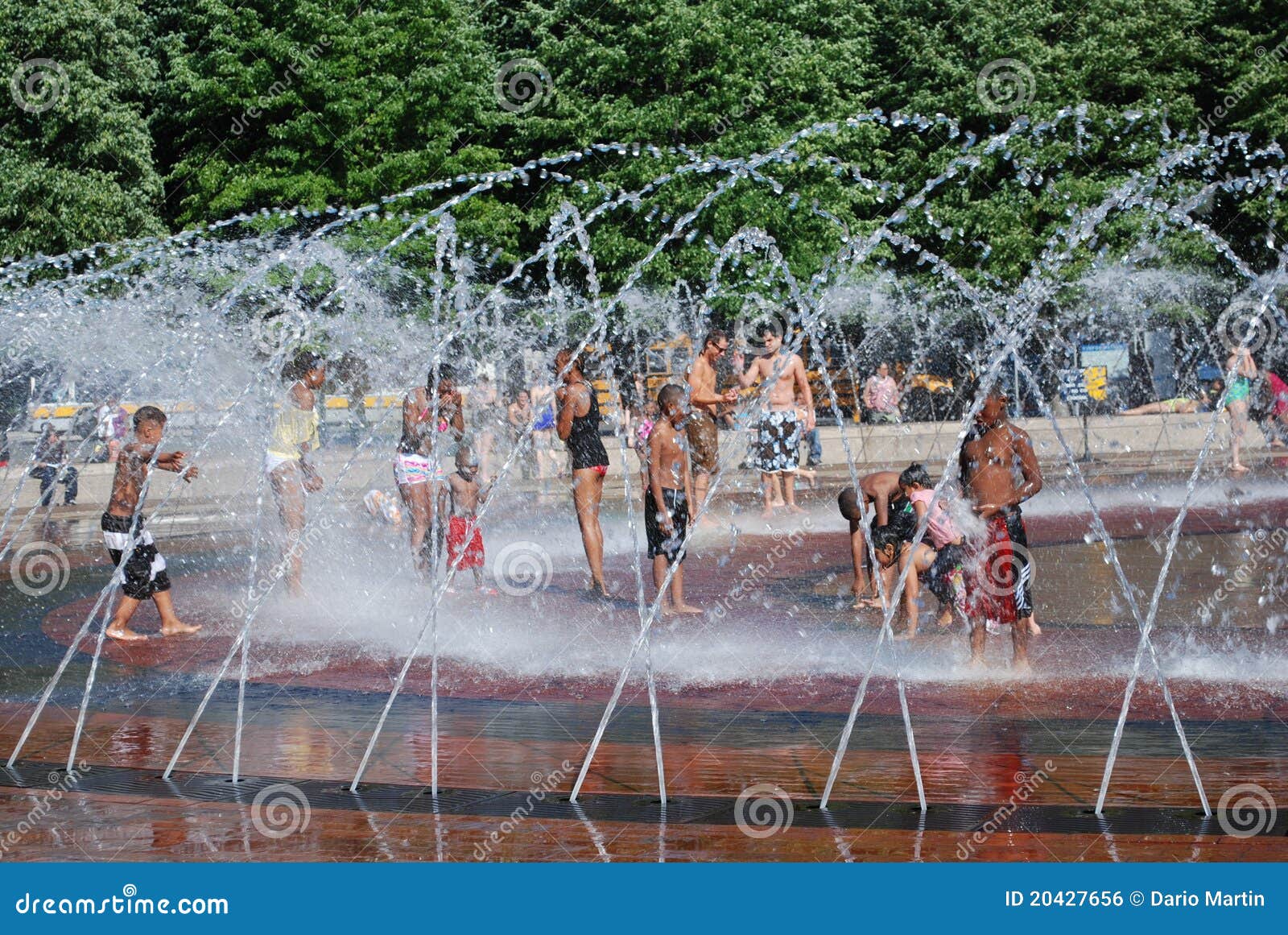 People Cool Off from the Heat in Boston Editorial Photo - Image of city ...