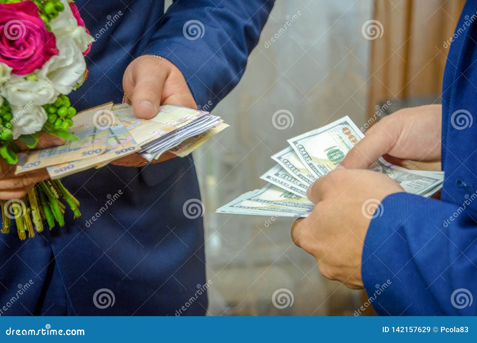 People count money stock image. Image of wealth, paying - 142157629