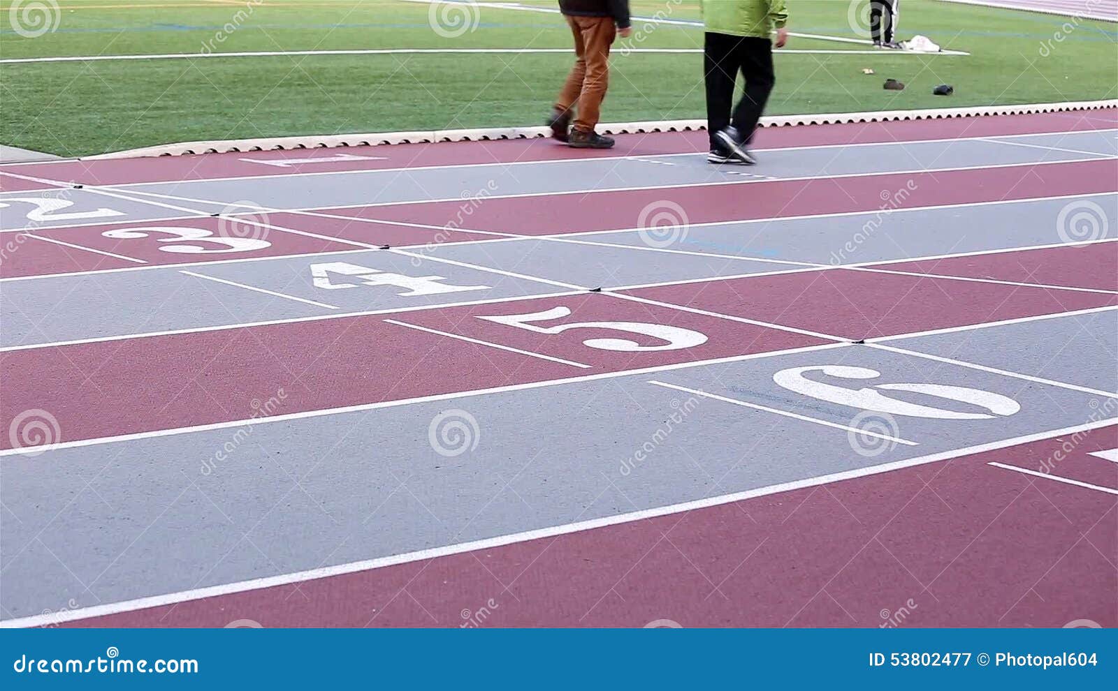 People Crossing Finish Line Stock Video - Video of motion, stadium ...