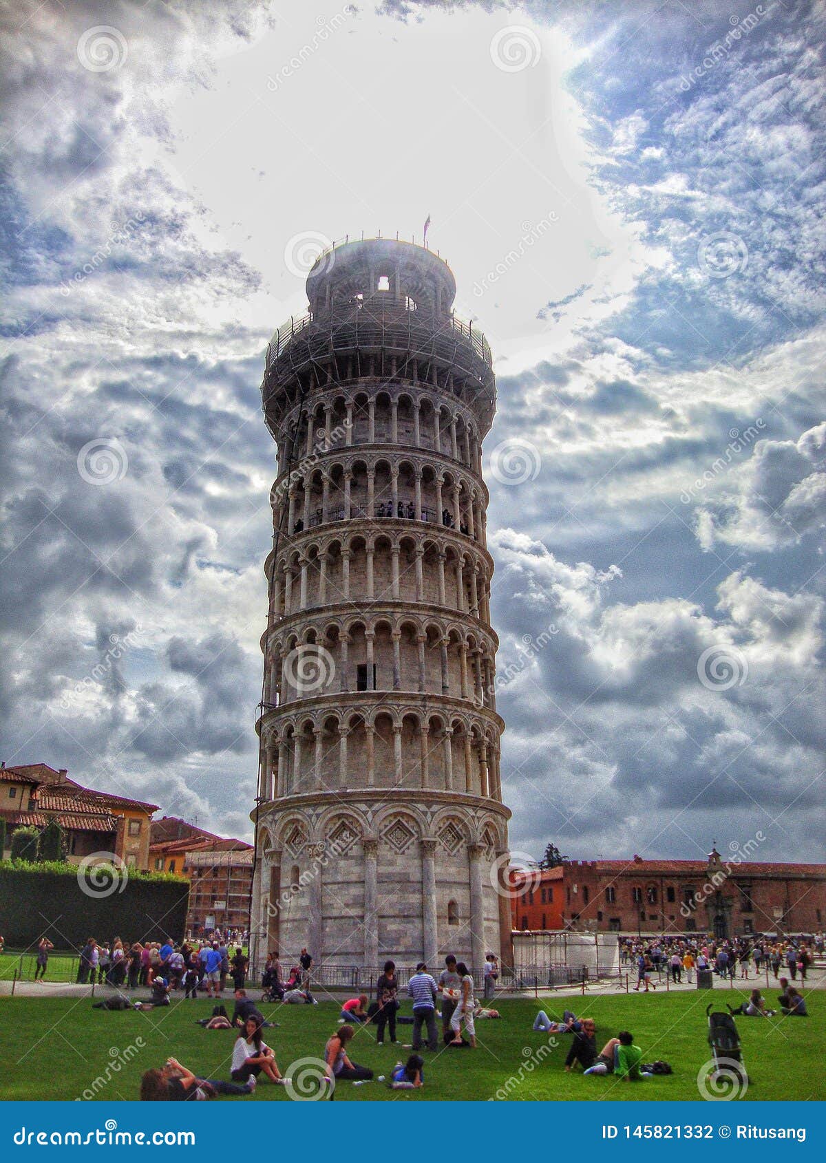 Leaning tower of Pisa editorial photography. Image of exterior - 145821332