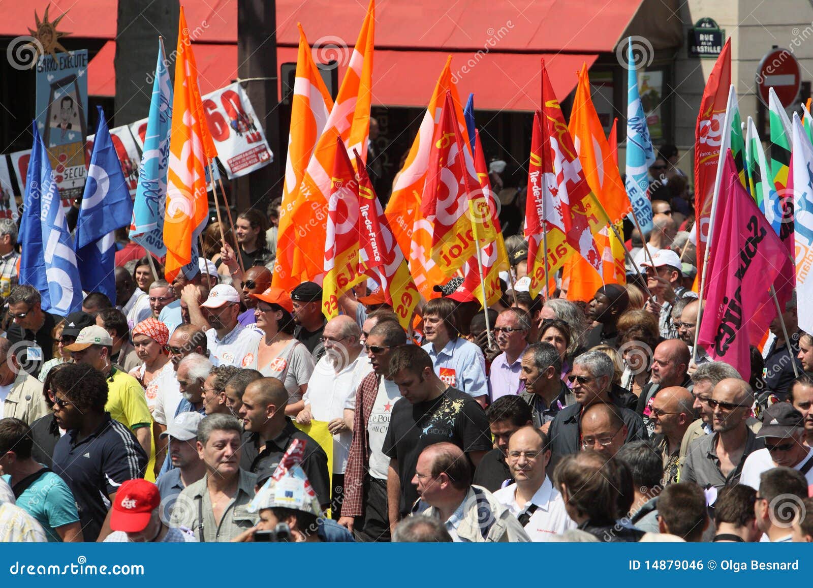 People Demonstrate in Paris Editorial Photo - Image of solidarity ...