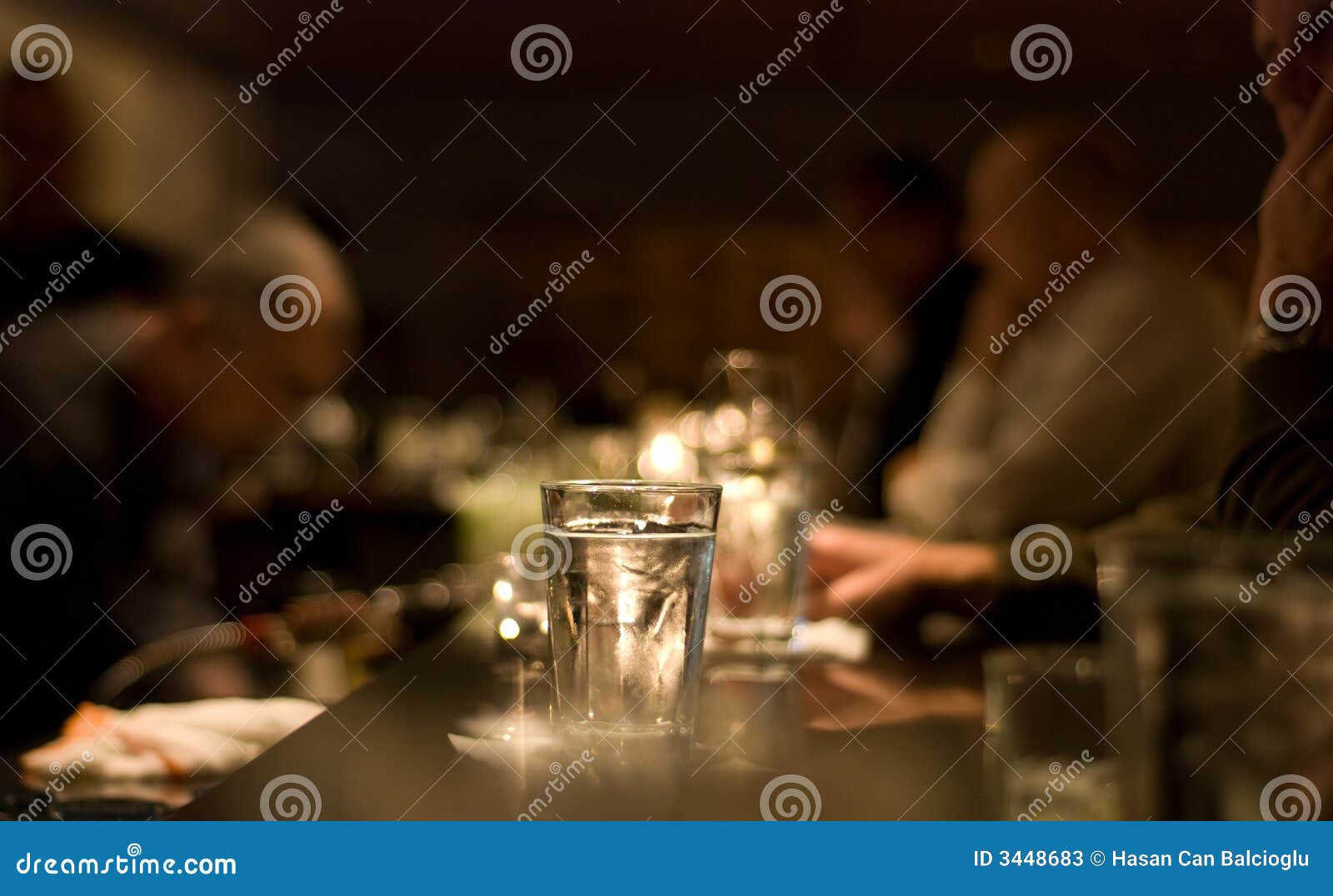 People drinking at a bar stock image. Image of cocktail - 3448683