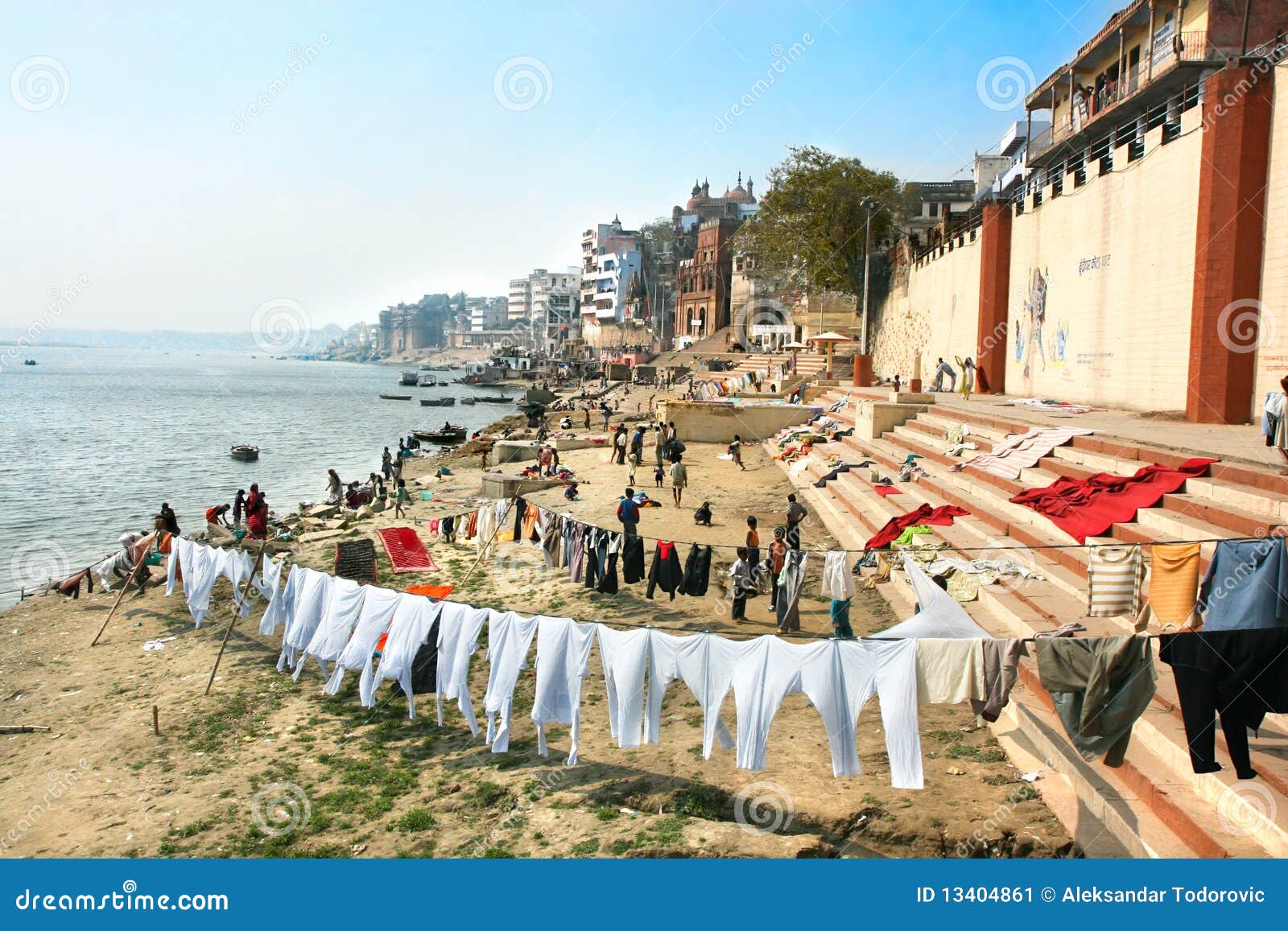 People Drying Clothes on a Bank of River Ganges Editorial Photo - Image ...