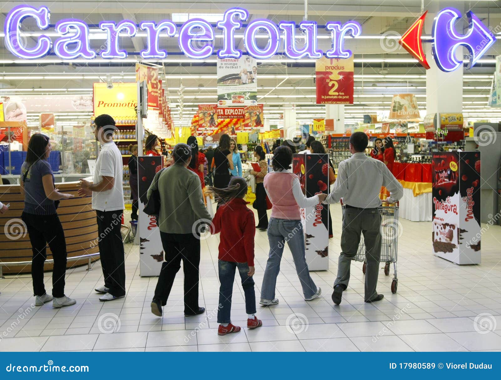 People entering Carrefour editorial stock image. Image of retail - 17980589