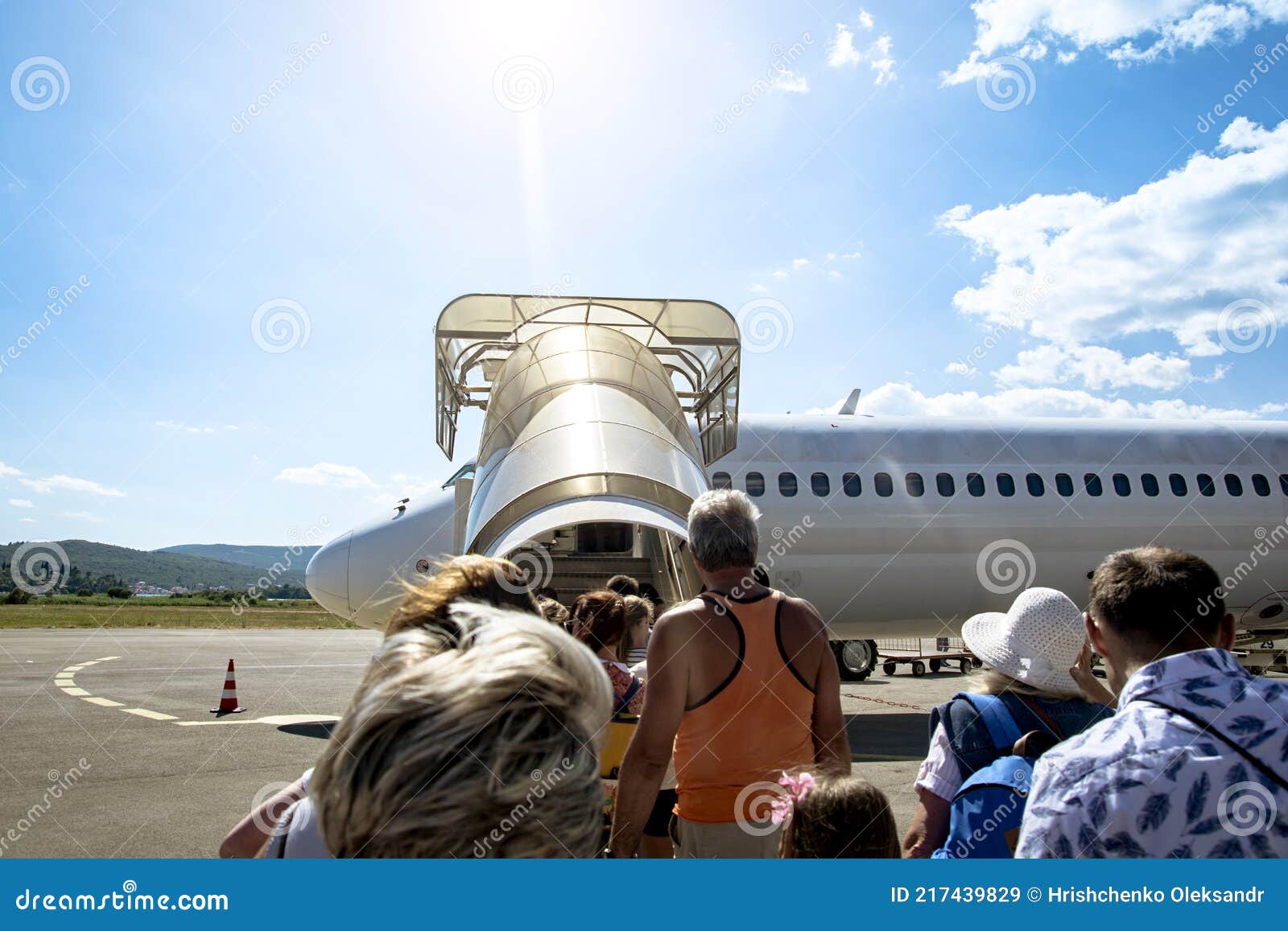 People Go on Boarding a Plane Editorial Stock Image - Image of suitcase ...