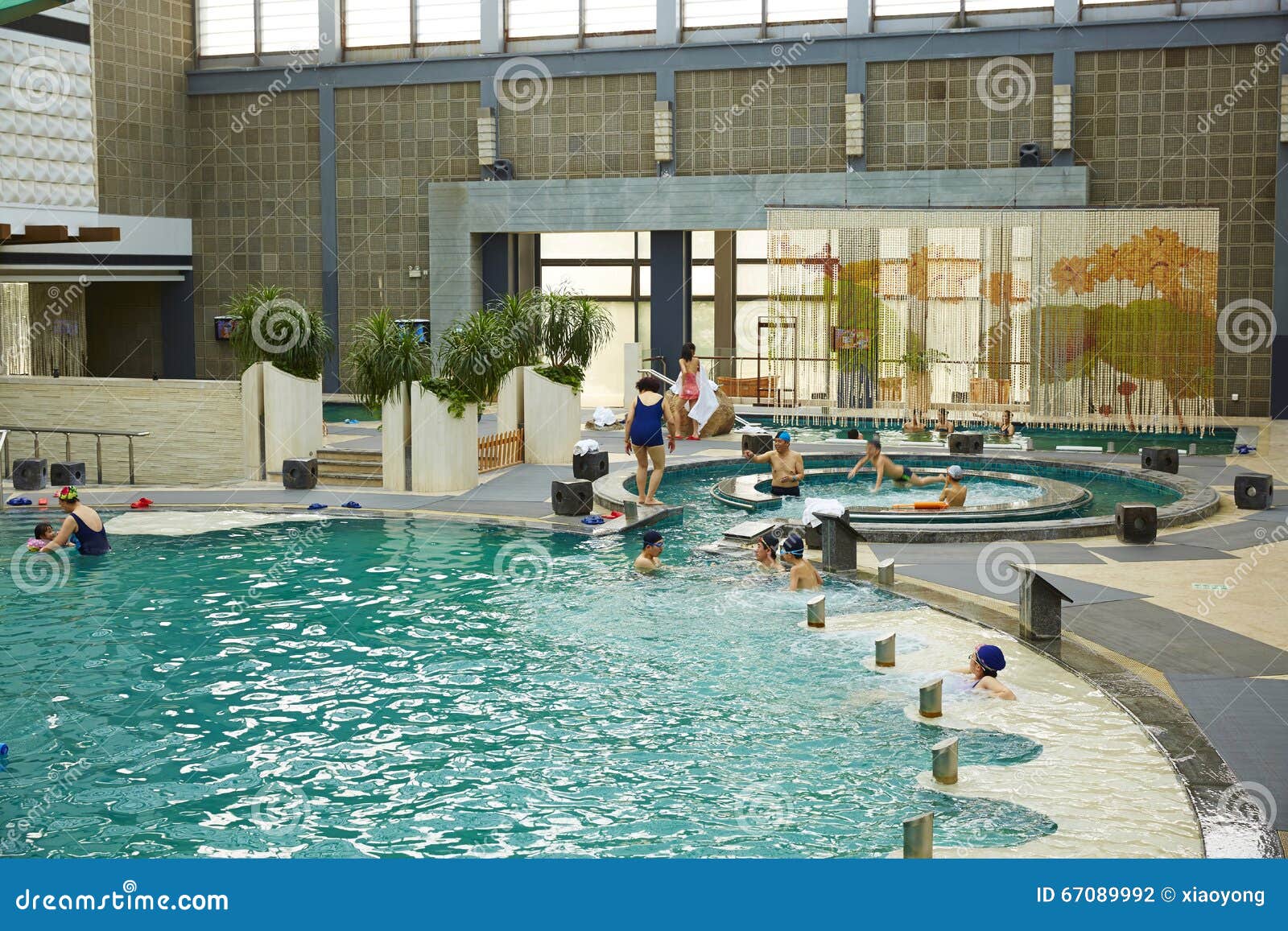 People having SPA editorial photography. Image of interior - 67089992