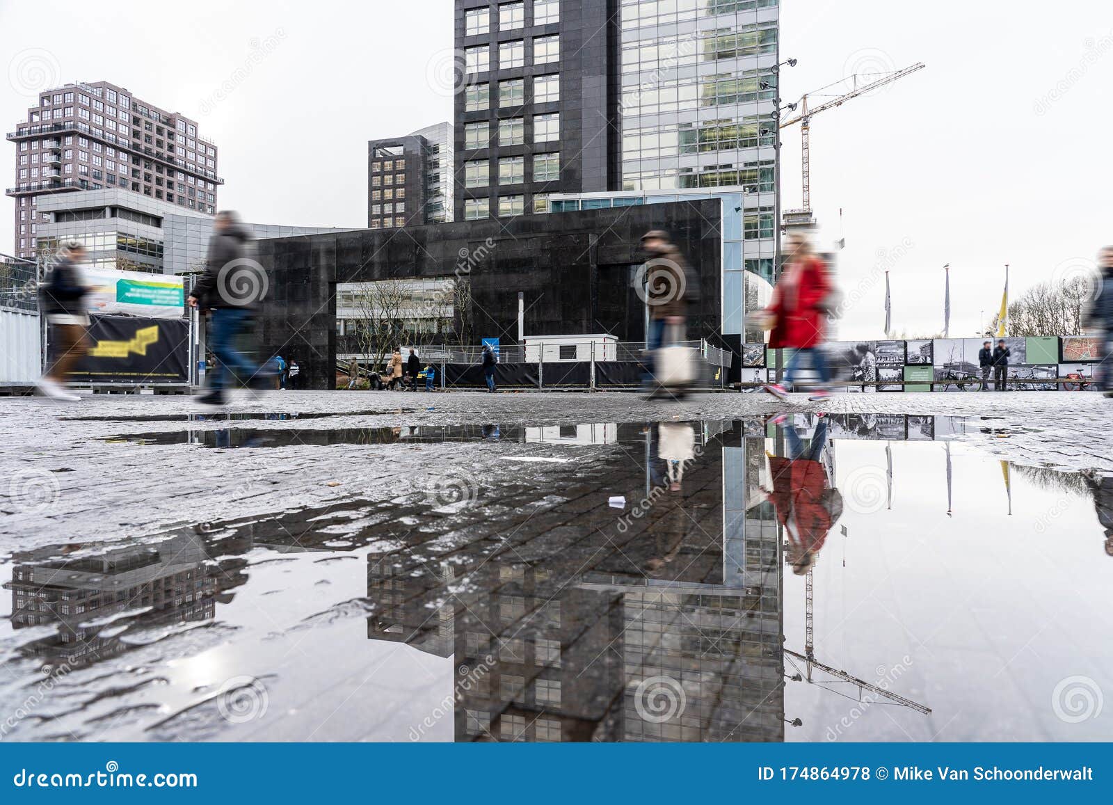 People in a Hurry Walking in an Urban Setting Stock Photo - Image of ...