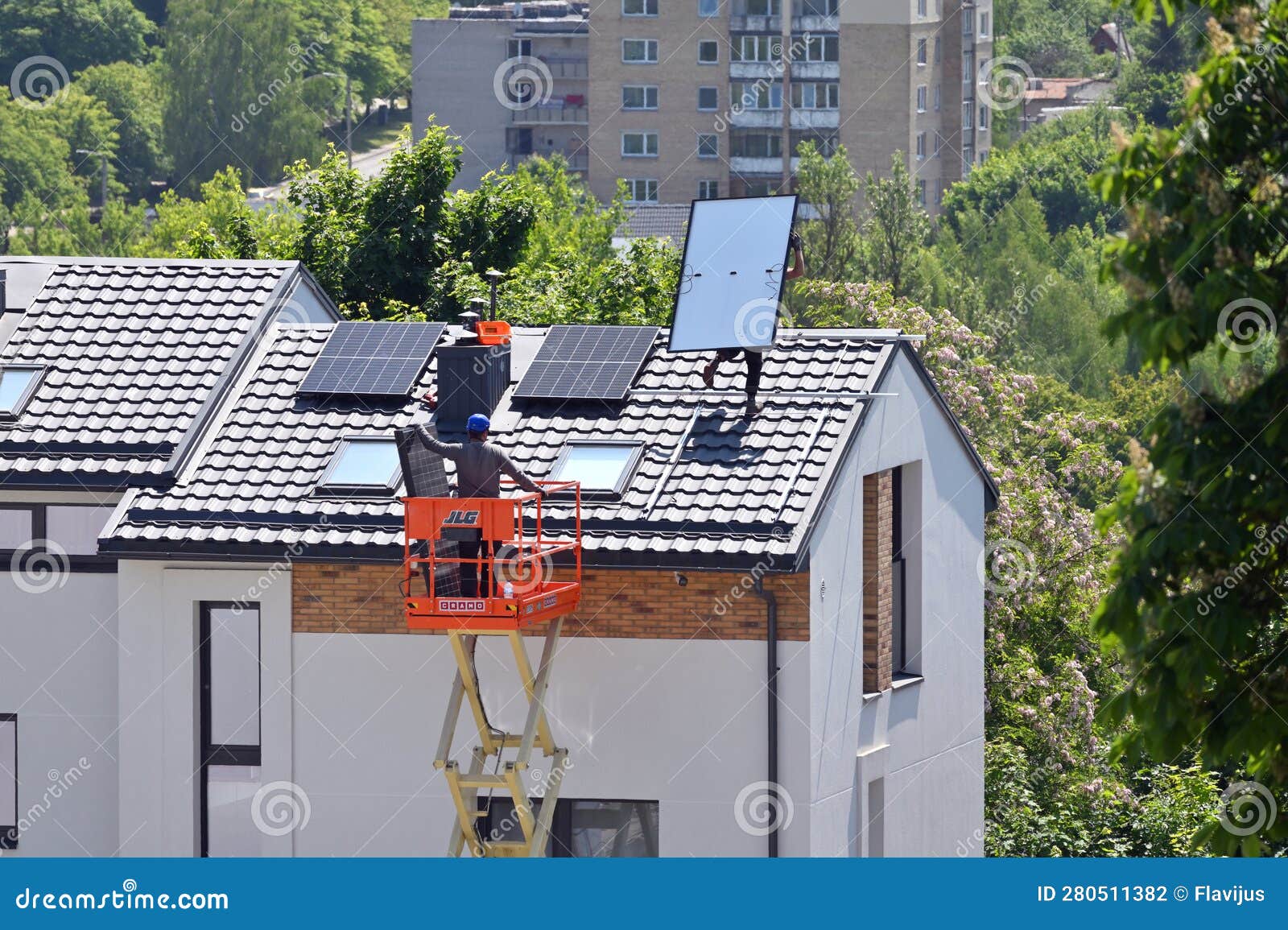 People Installing Solar Panels on the Roof Editorial Photography ...