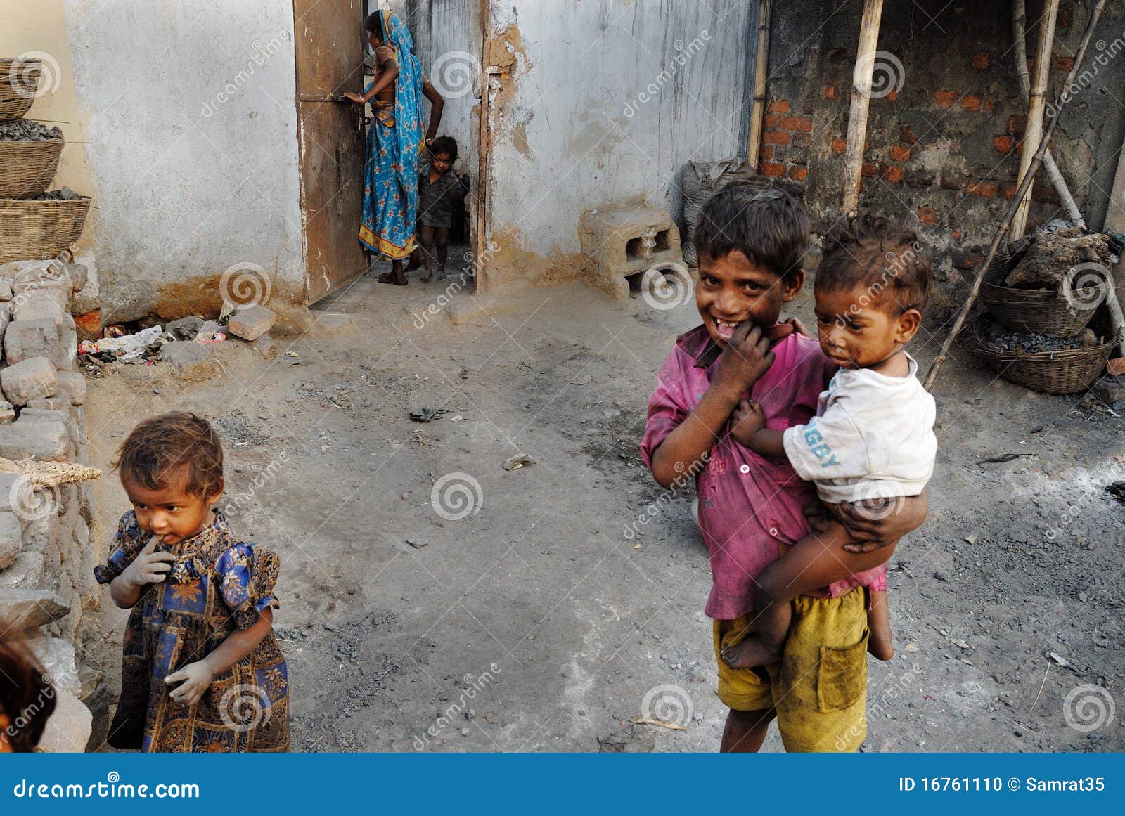 People of the Jharia Coalmines Area in India Editorial Image - Image of ...