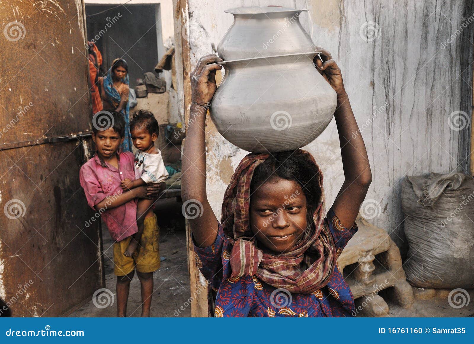 People of the Jharia Coalmines Area in India Editorial Image - Image of ...