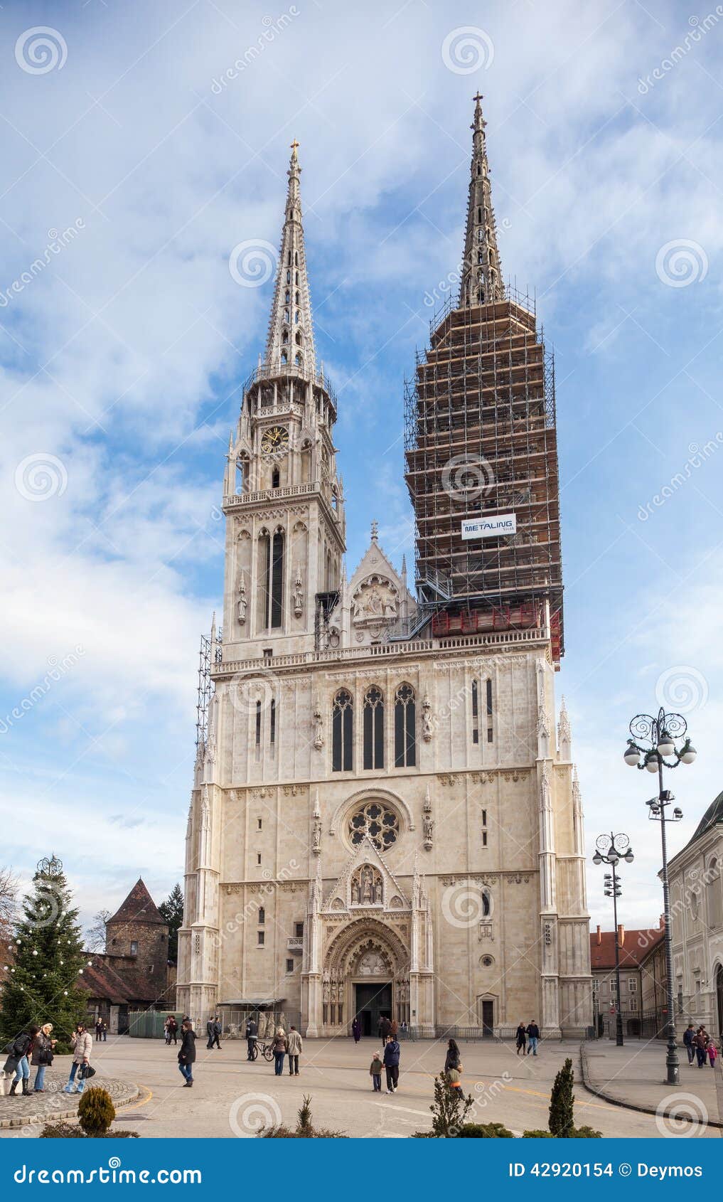 People on Kaptol Square in Front of Zagreb Cathedral Editorial Stock ...