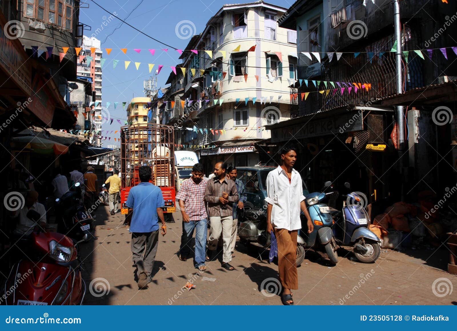 People Of Mumbai Editorial Stock Photo - Image: 23505128