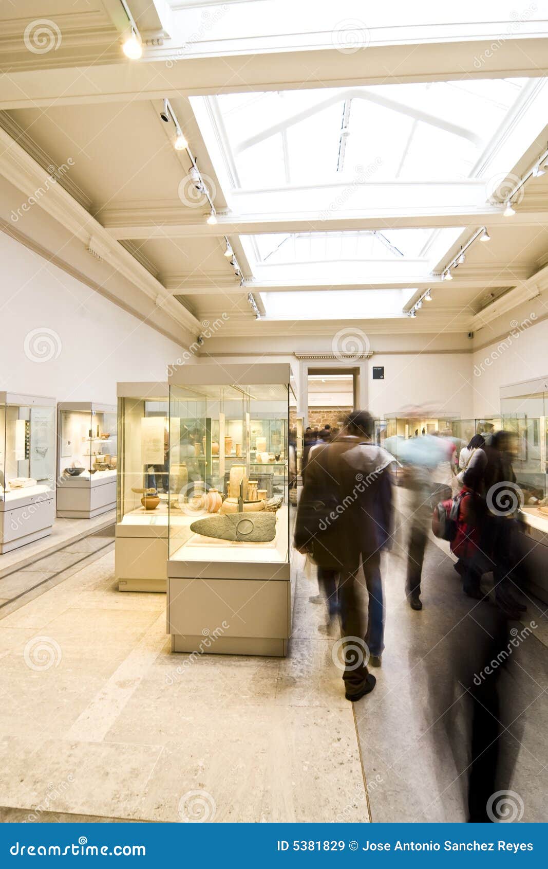 People at museum editorial stock image. Image of interior - 5381829