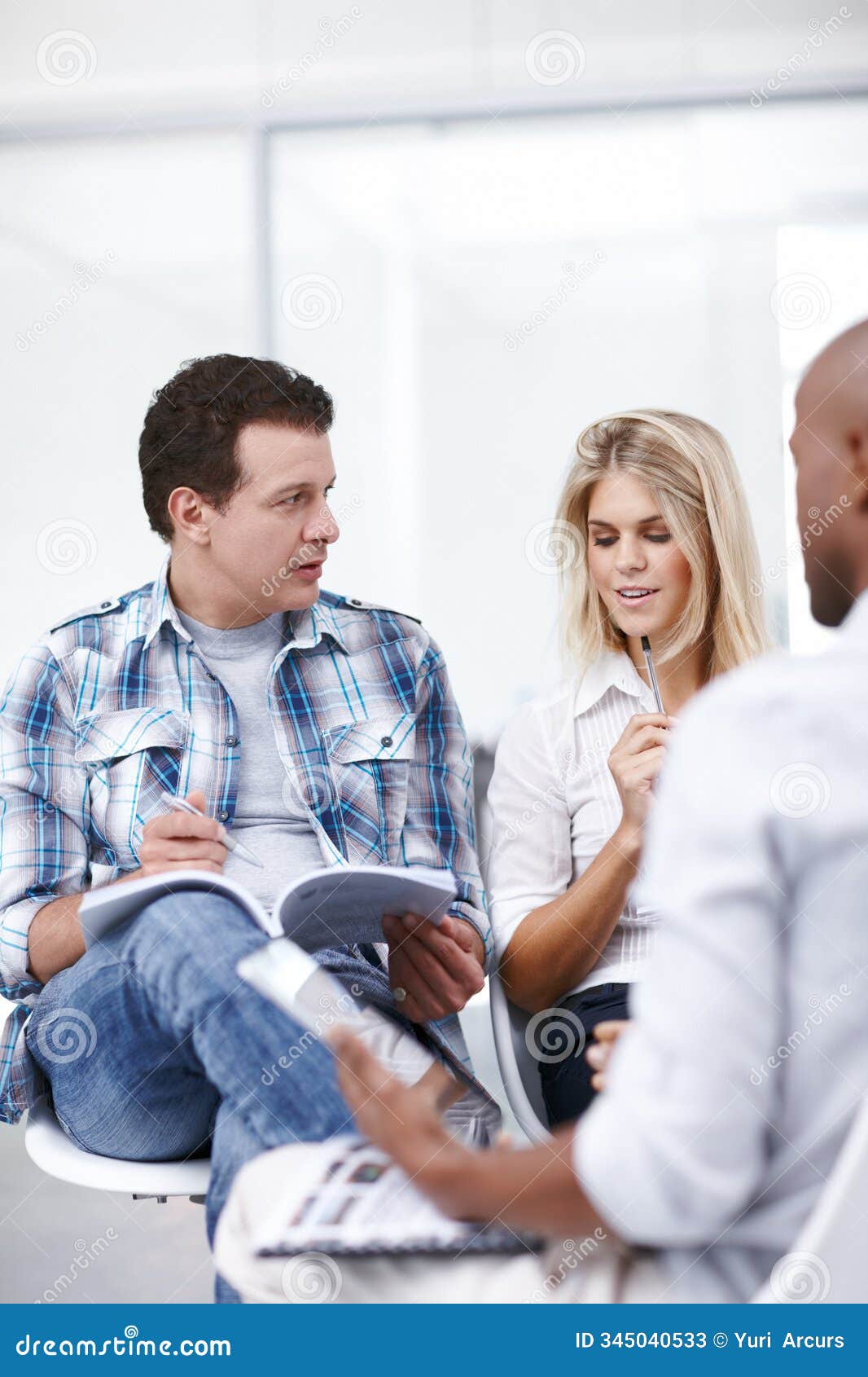 People, Notes and Meeting in Office for Learning, Project Management ...