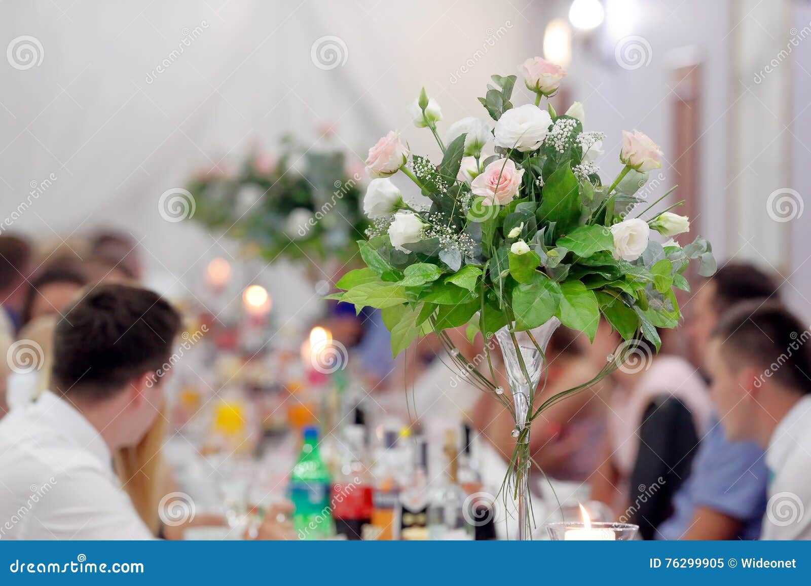People at a Party or Wedding Reception Editorial Image - Image of dance ...