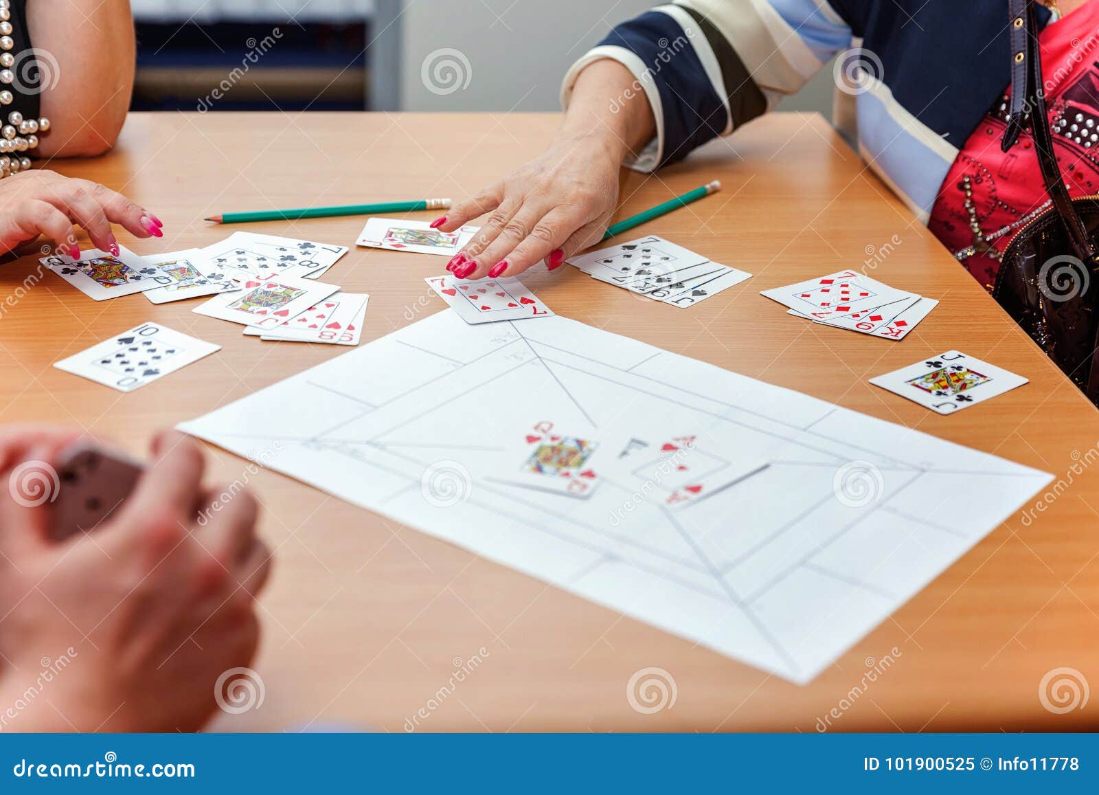 People play cards stock image. Image of casinodots, asian - 101900525