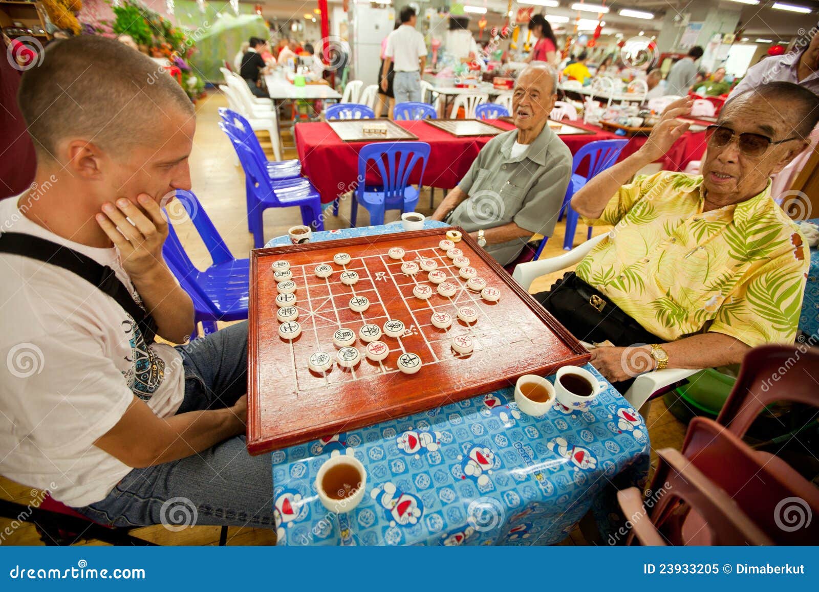 People Play Chinese Chess in Chinatown Bangkok. Editorial Image - Image ...