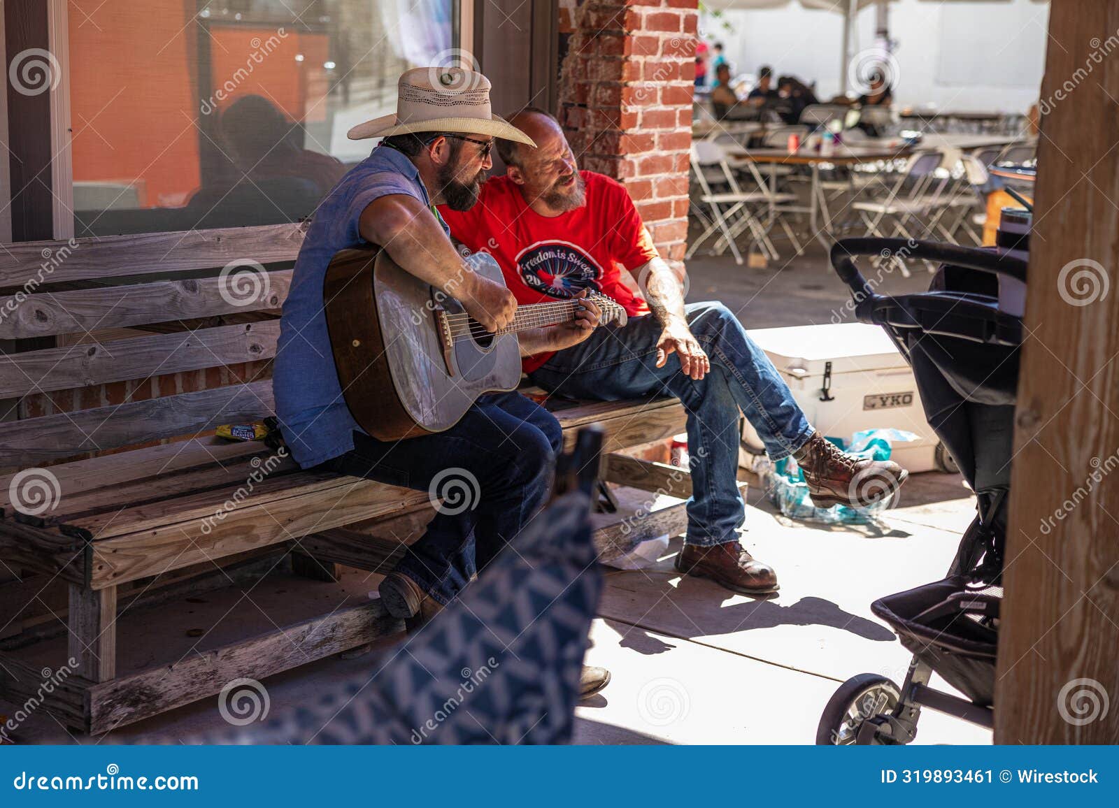 People Playing Guitar and Singing at an Event Editorial Photo - Image ...