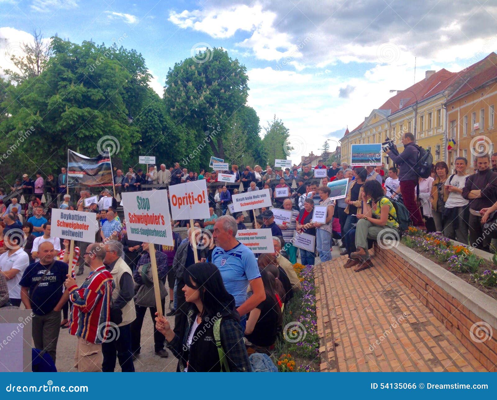 People Protesting Against Abusive Deforestation Editorial Photo - Image ...