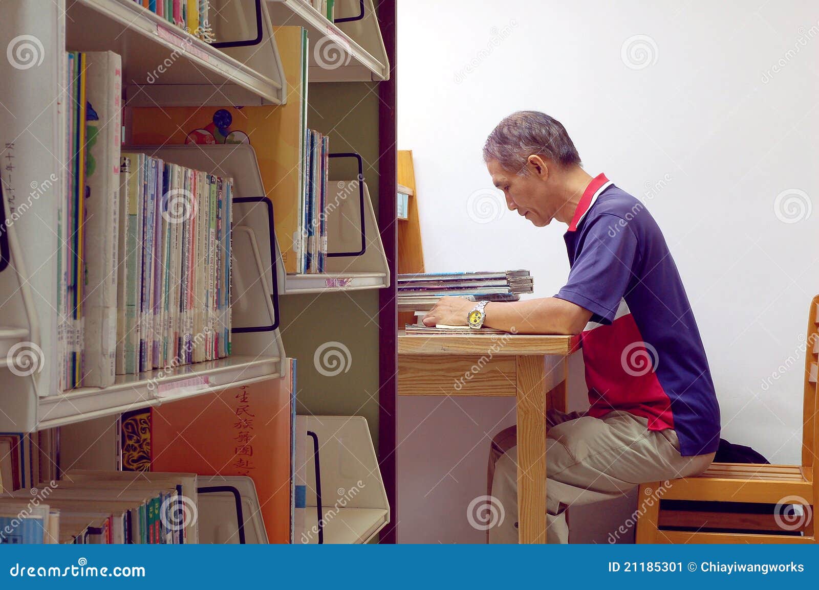 People Reading in the Library Stock Image - Image of bookshelf ...