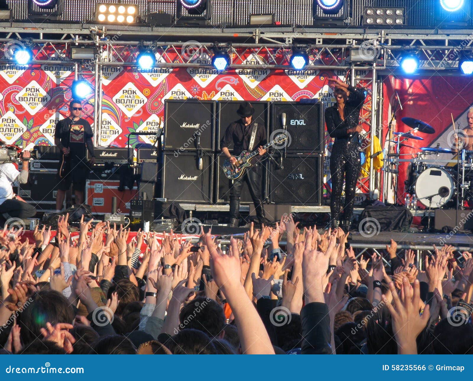 People On A Rock On The North Coast Of The Atlantic Ocean, Ireland ...