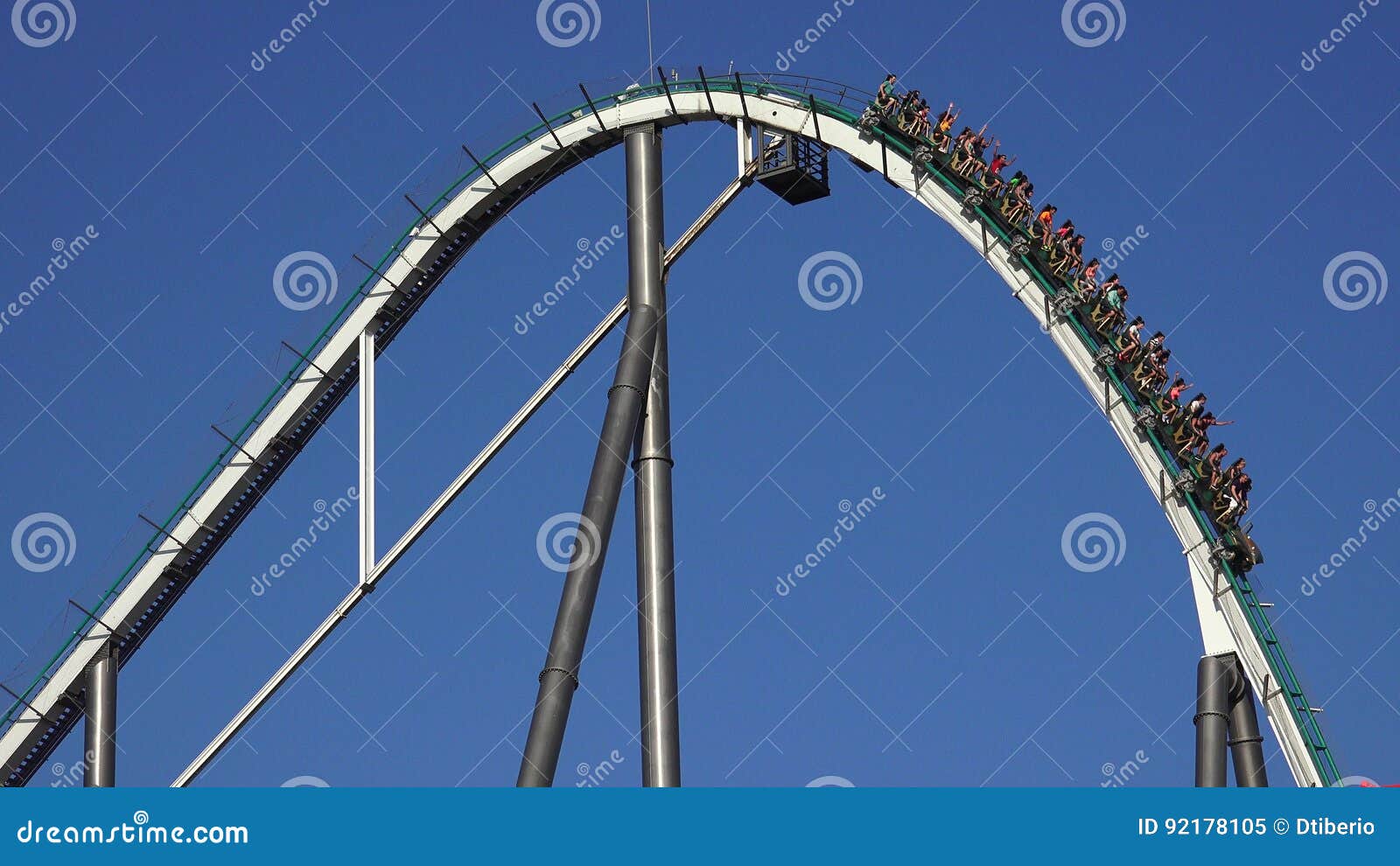 People on Roller Coaster Thrill Ride Editorial Image - Image of roller ...