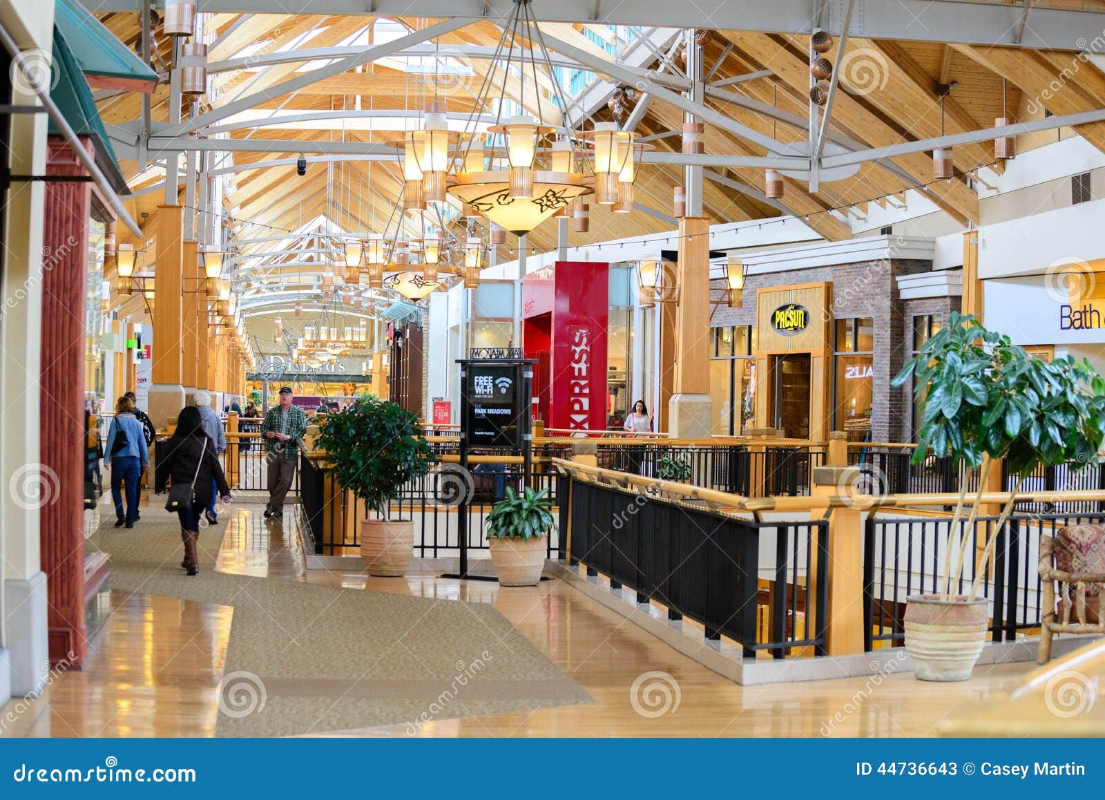 People at a shopping mall editorial stock photo. Image of retail - 44736643