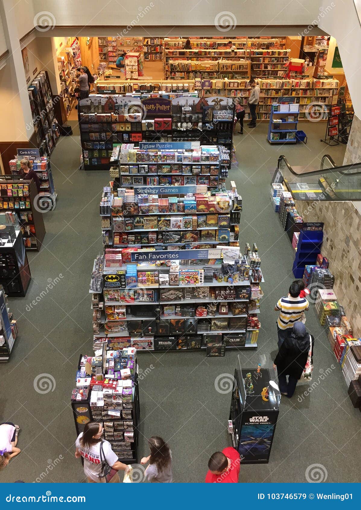 People Shopping at Nice Book Store Editorial Stock Image - Image of ...