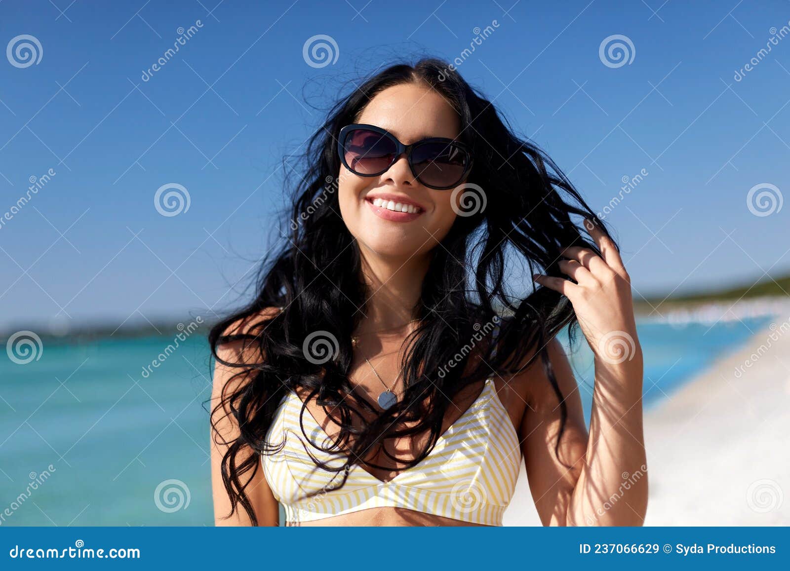 Smiling Young Woman In Sunglasses On Summer Beach Stock Image Image
