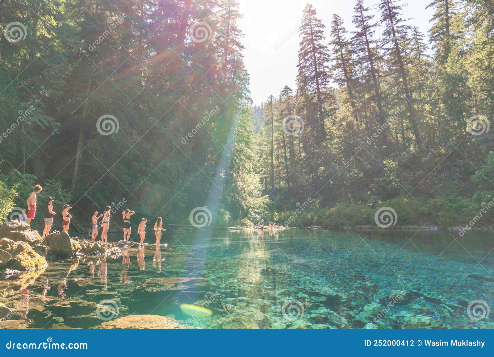 People Swim in the Blue Pool in Oregon Editorial Photography - Image of ...