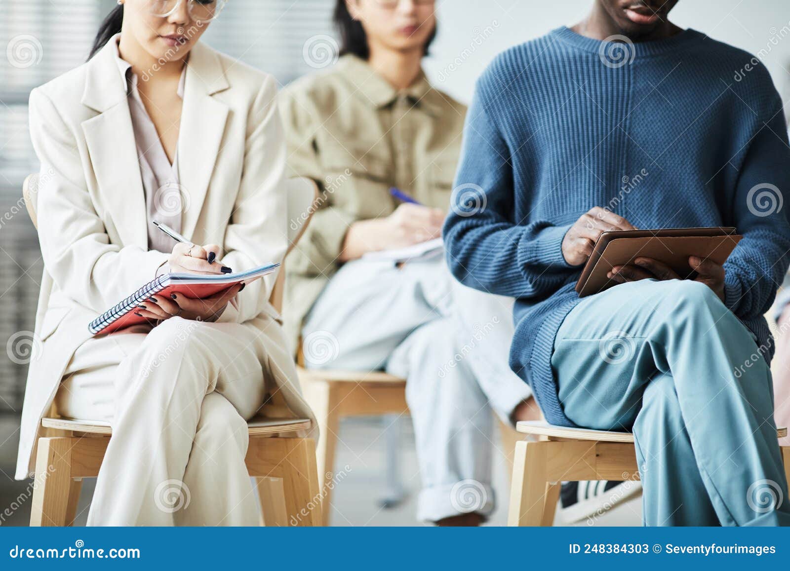 People Taking Notes in Audience Stock Image - Image of business, black ...
