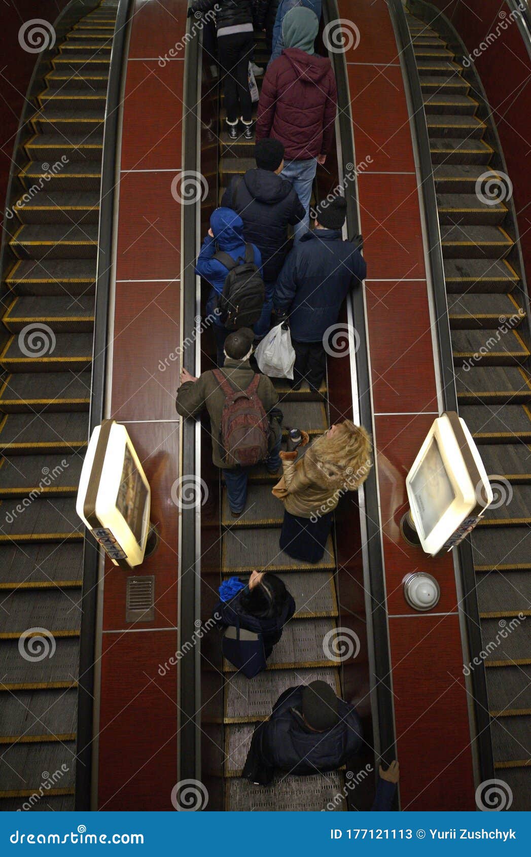 People Taking Subway Escalator Going Up Editorial Stock Photo - Image ...