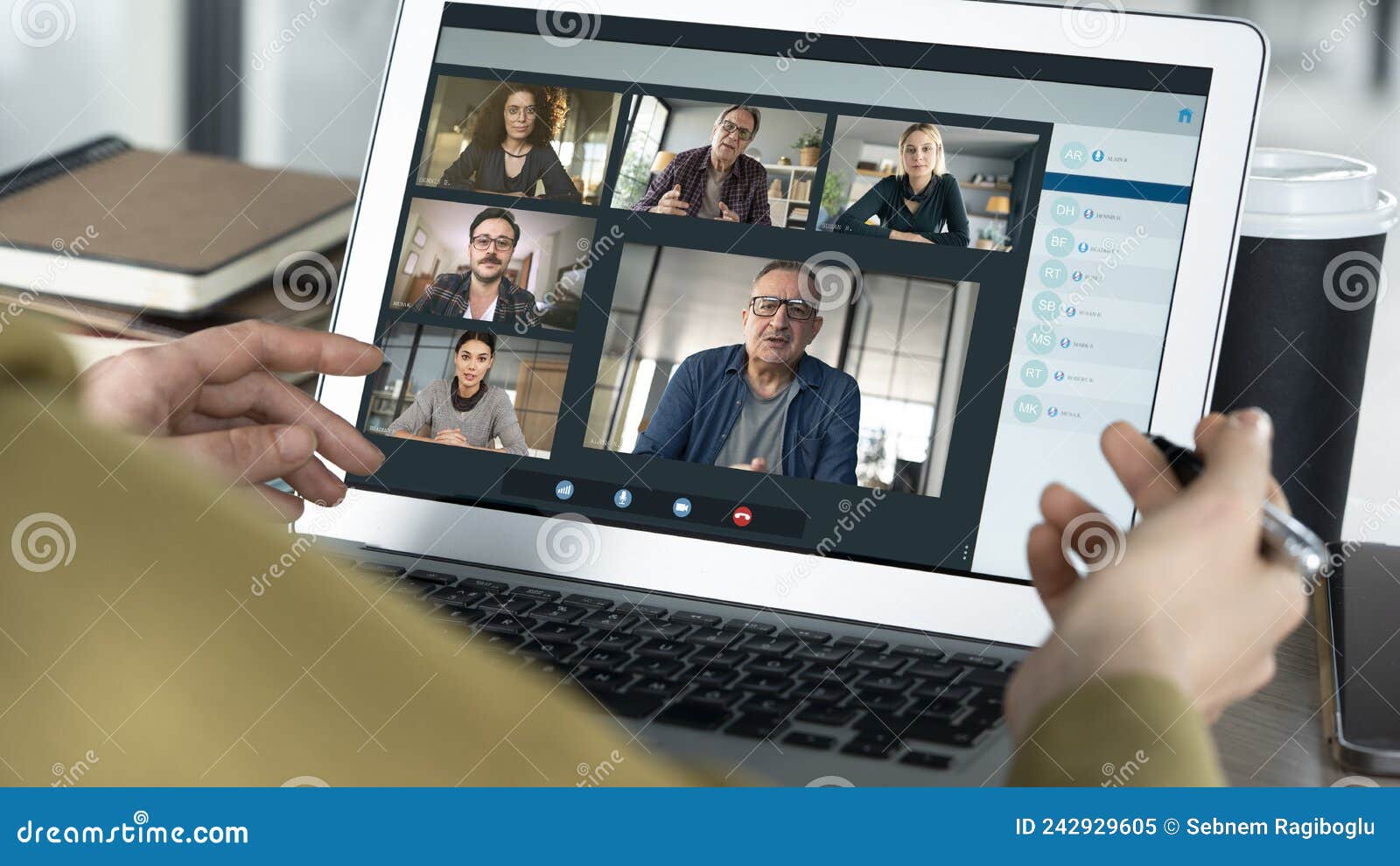 People Talking and Working on the Computer Stock Image - Image of ...