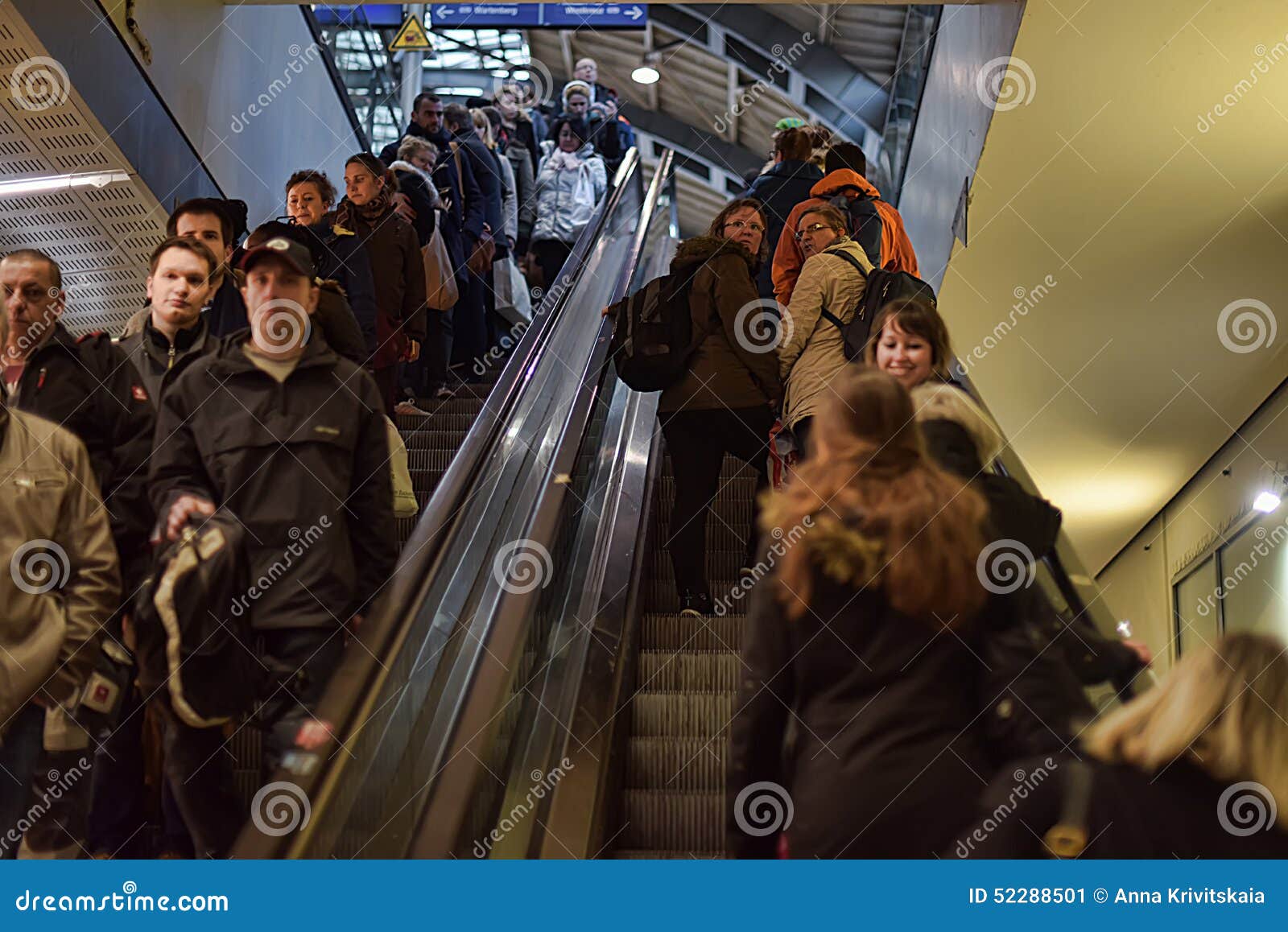 People in underground editorial photo. Image of platform - 52288501