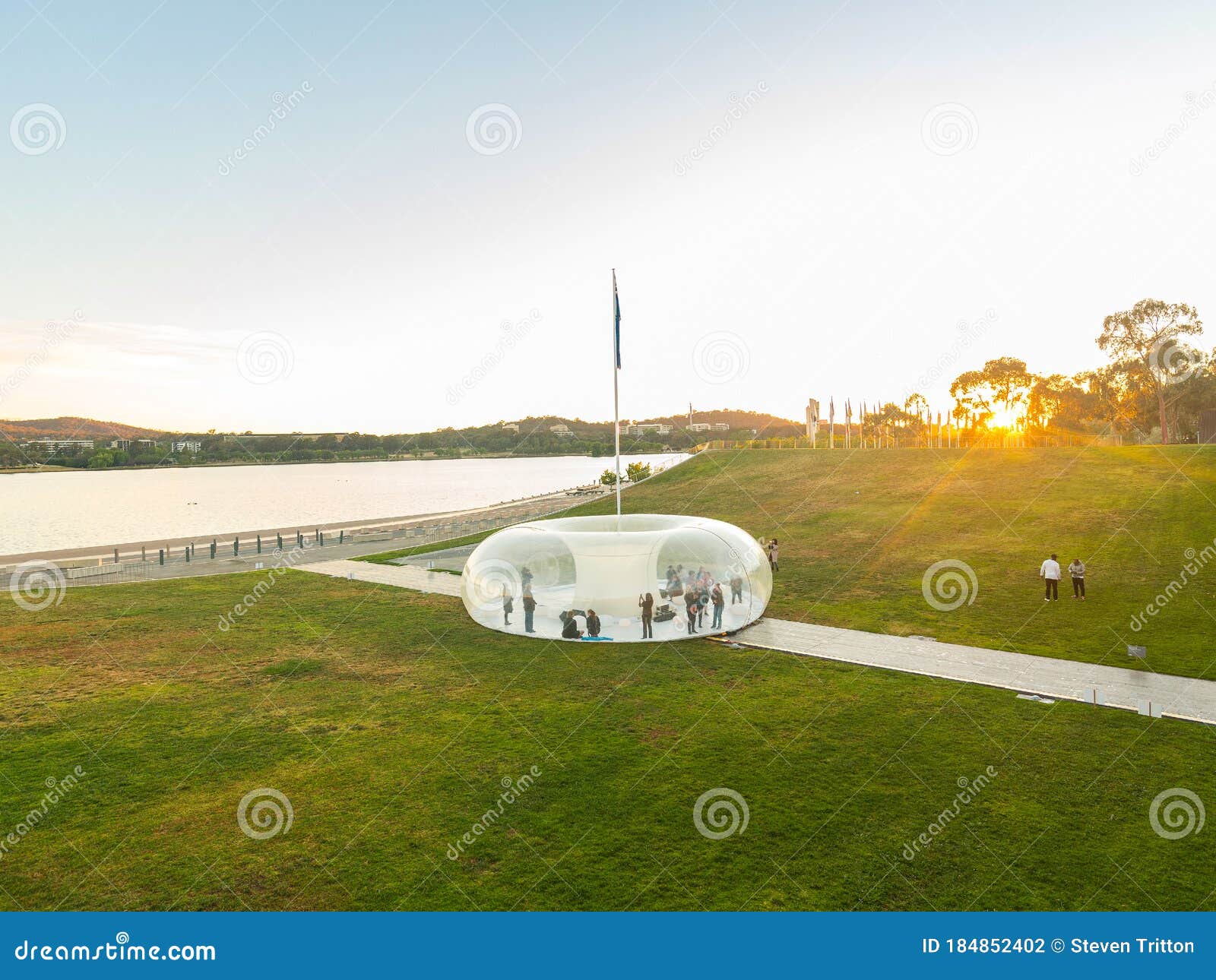 Architectural Meeting Space Structure Made from Transparent Recyclable ...
