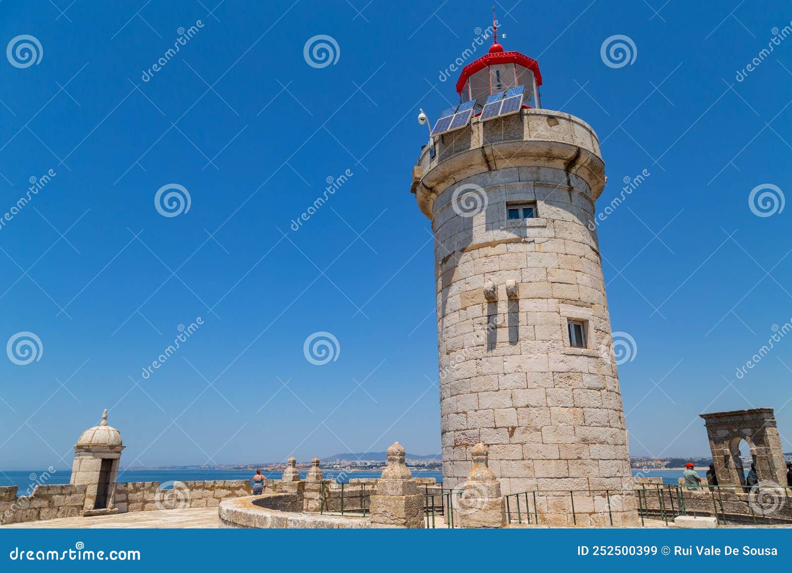 People Visiting the Old Bugio Lighthouse Editorial Stock Image - Image ...