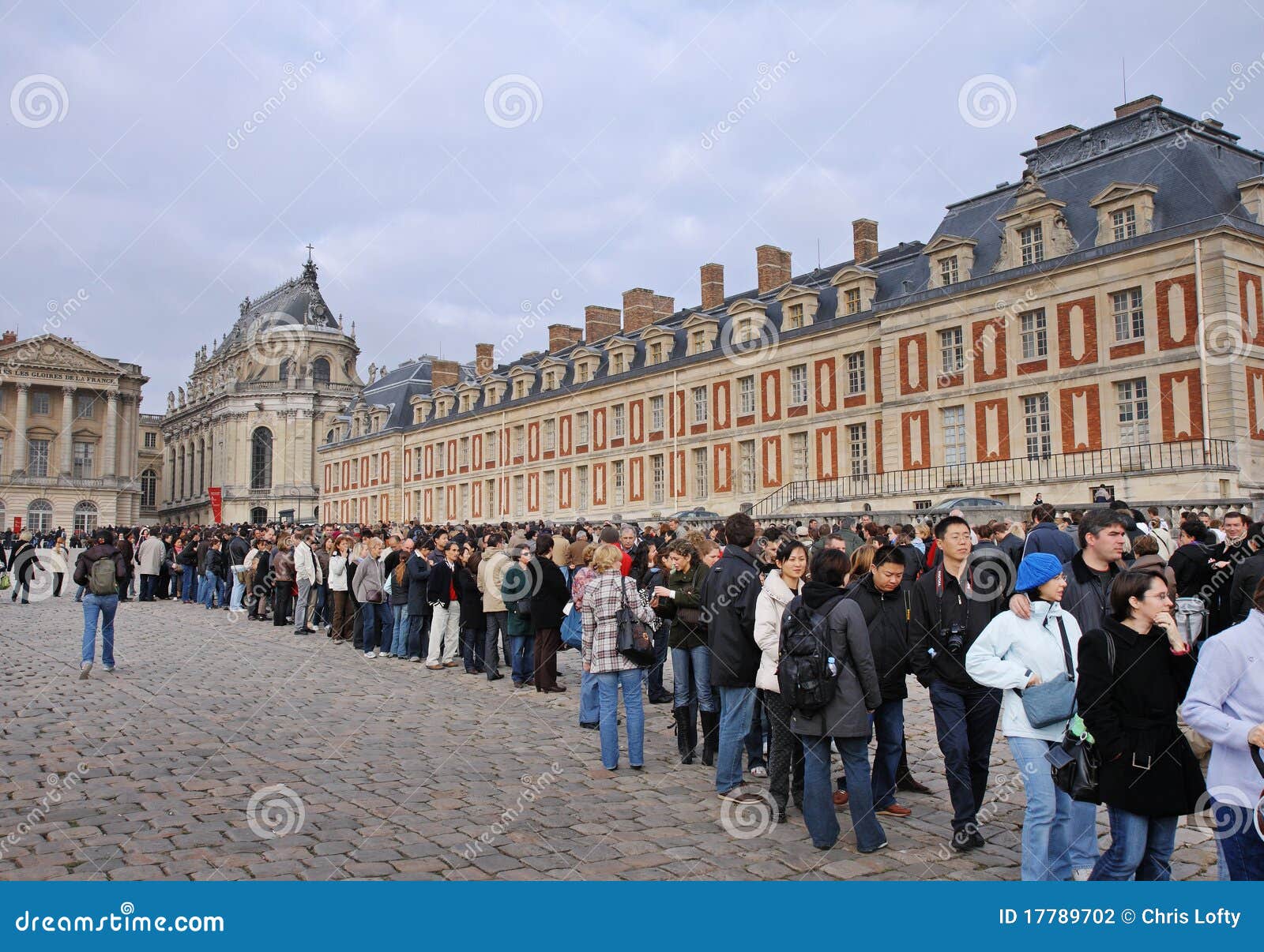 Crowds Queuing To Cross The Famous Stepping Stones At River Dove ...