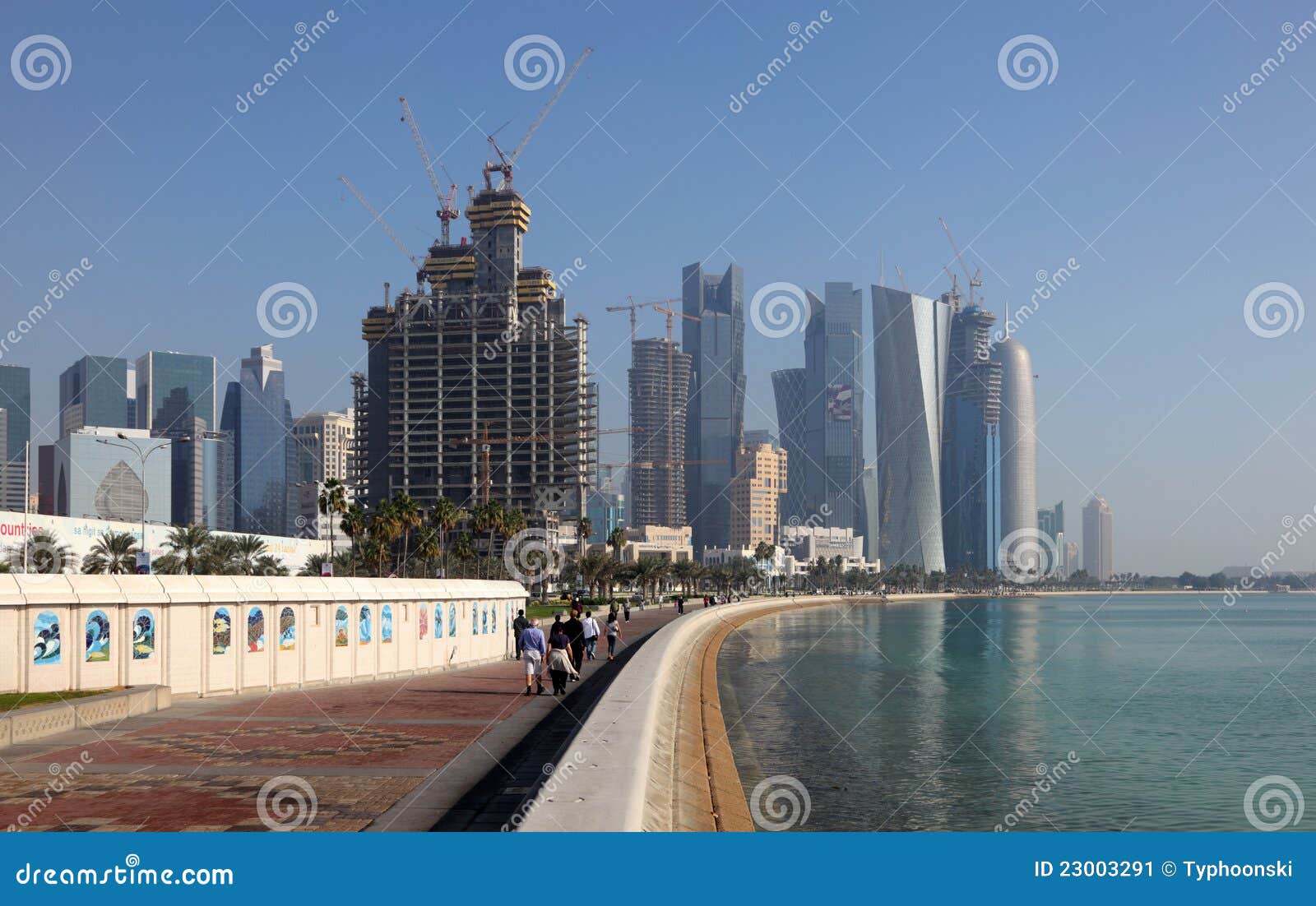 People Walking on Corniche, Doha Editorial Photo - Image of travel ...