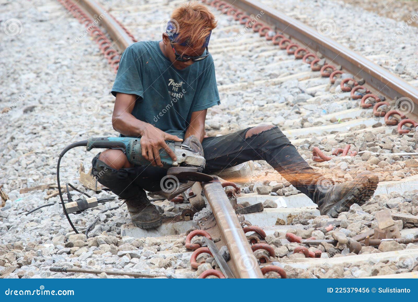 People Working Grinding Train Tracks Editorial Photo - Image of ...