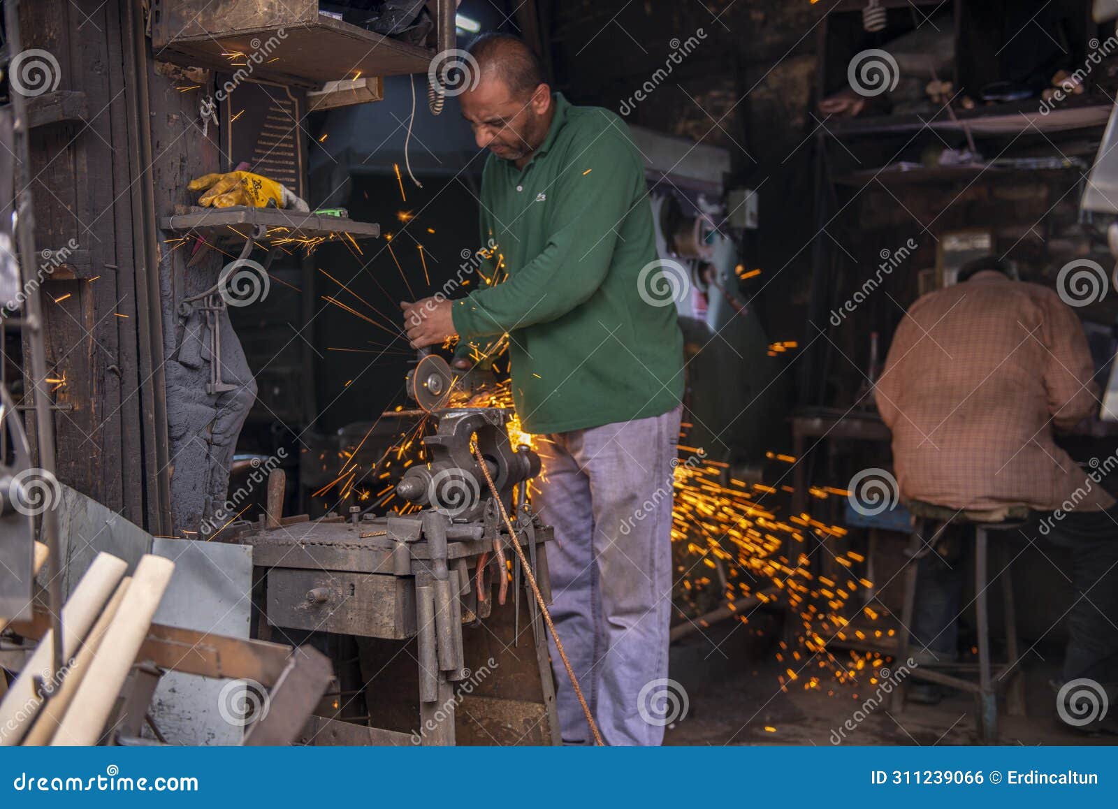 People Working in Kayhan Traditional Trade Center Editorial Photo ...