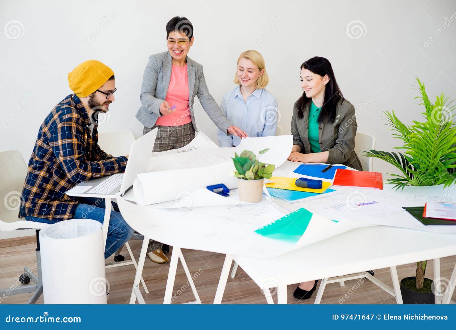 People Working on a Project Stock Image - Image of workplace, together ...