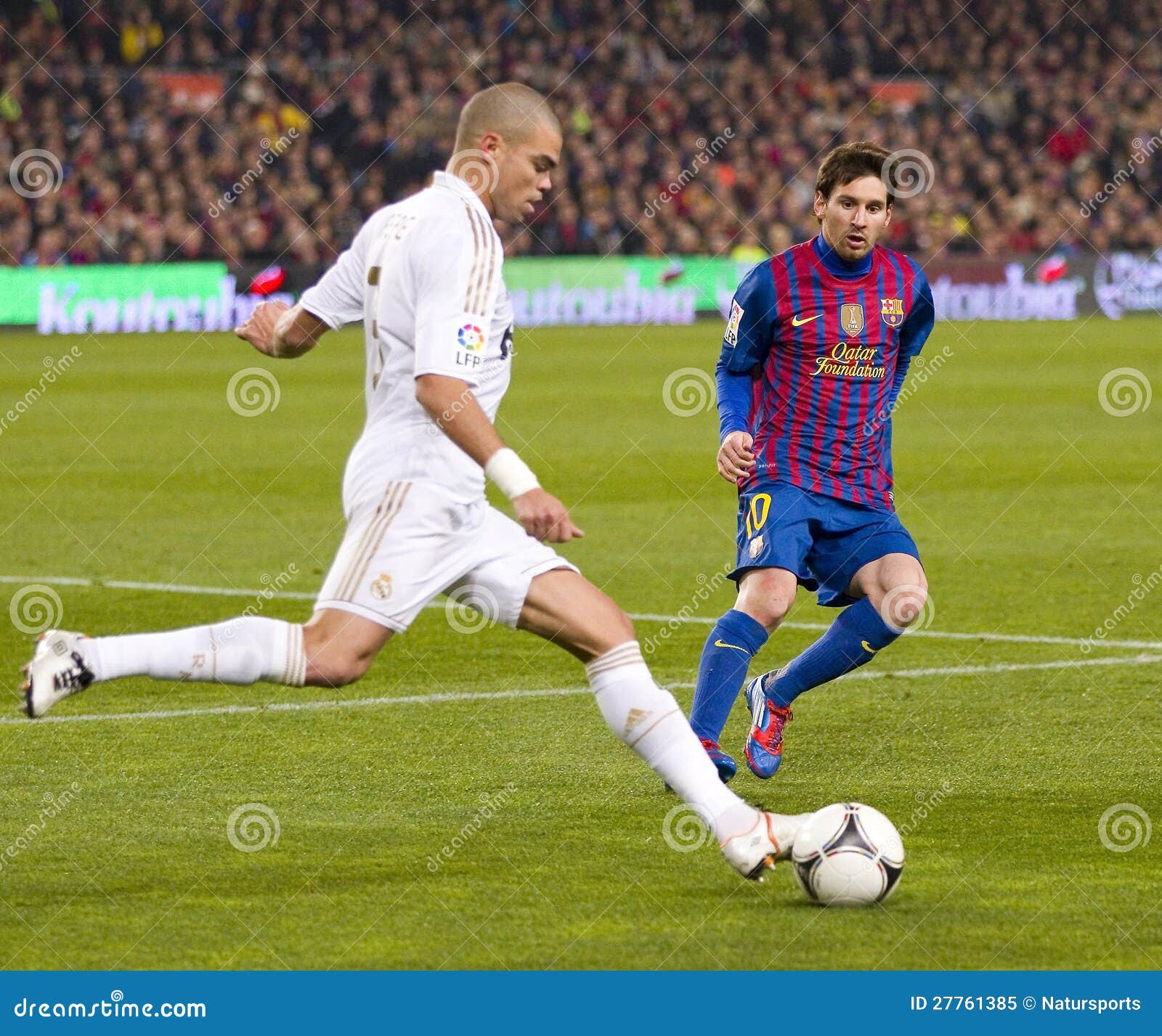 Pepe and Messi editorial image. Image of tackle, champions - 27761385