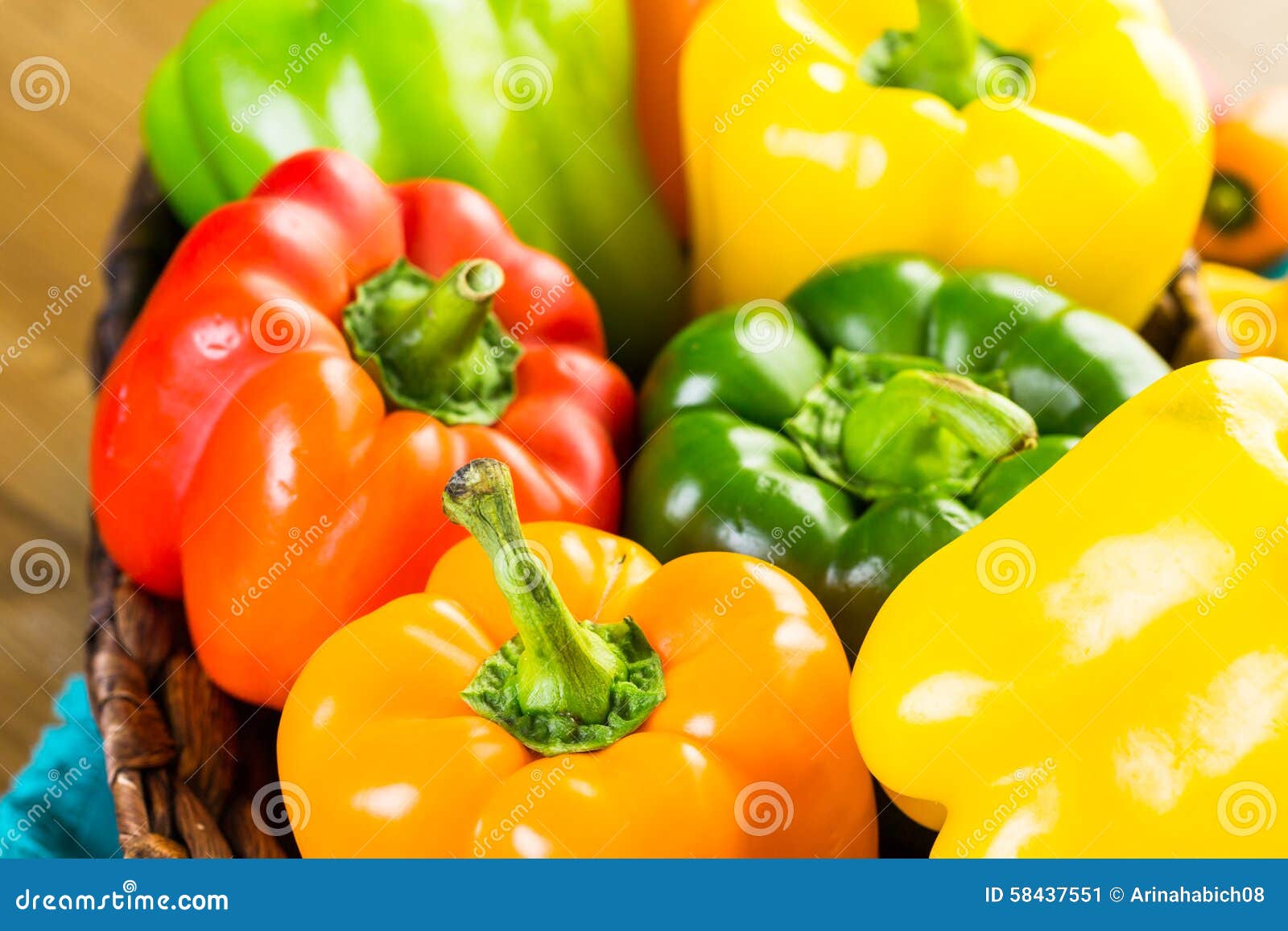 Peper stock afbeelding. Image of verscheidenheid, peper - 58437551