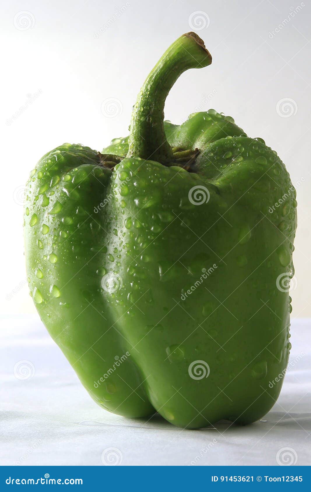 Peperone dolce verde immagine stock. Immagine di fresco - 91453621