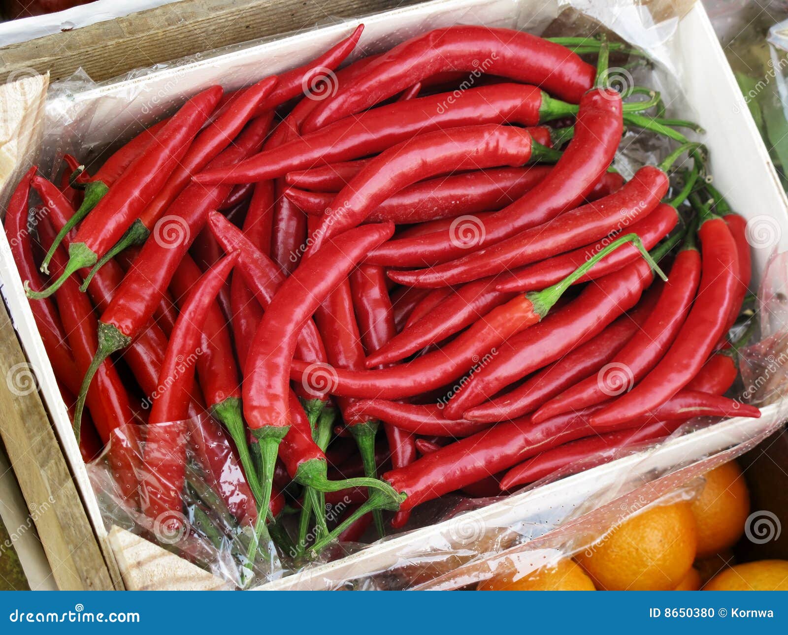 Peperoni Di Peperoncino Rosso Roventi Fotografia Stock - Immagine di ...